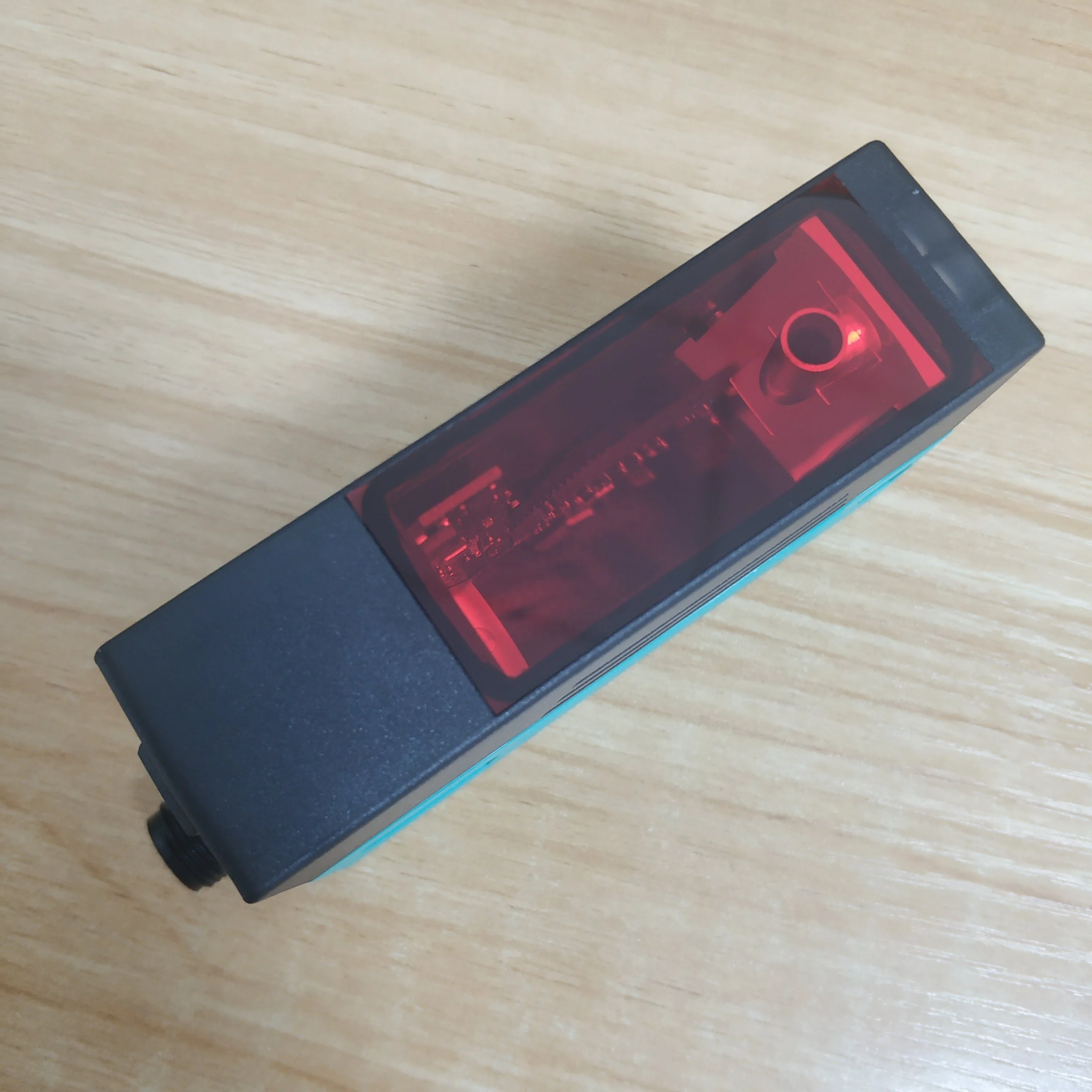 モデル Pepperl + Fuchsレーザー距離センサーvdm28-8-l1-io/73c/136 297903 P + F - Buy Laser Distance Sensor ...