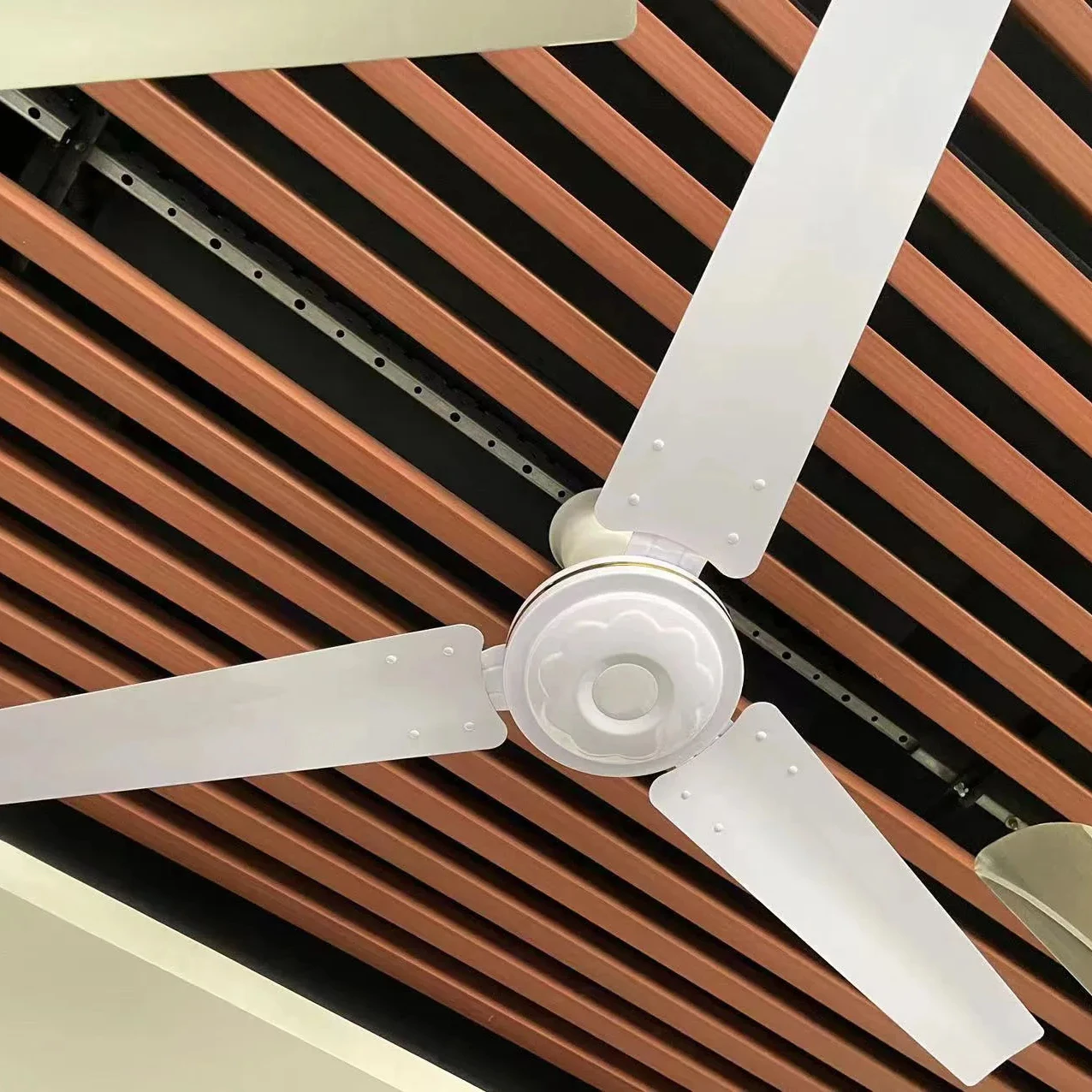 Classic minimalist design three blades ceiling fan custom logo material ...