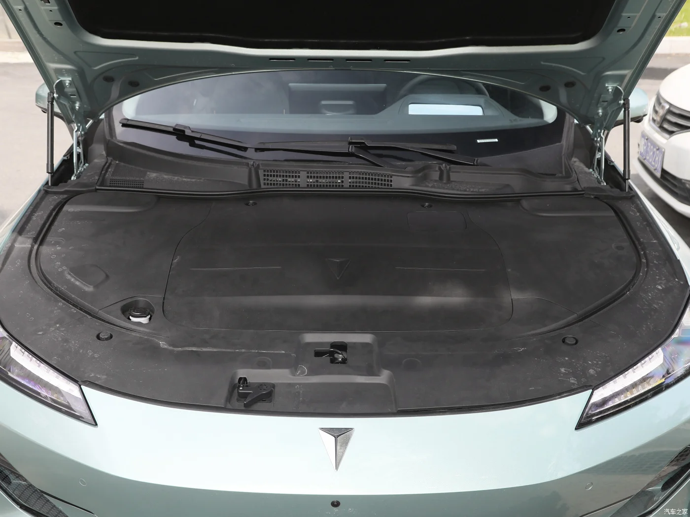 Changan Sl03 Deeep Blue Cs35 Plus Cs15 Cs75 Uni-v Mini Truck Araba Auto Spare Parts for Electric ...