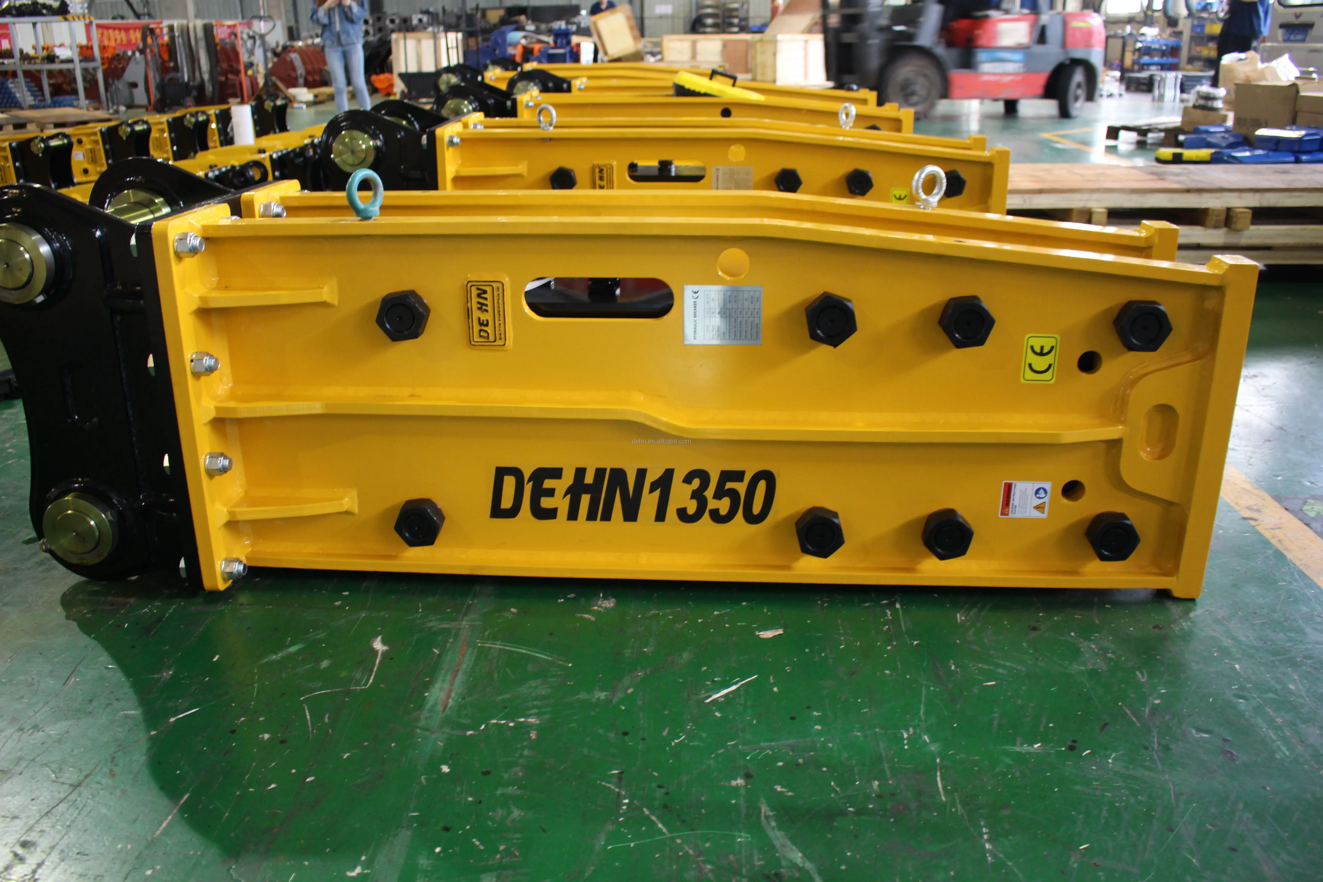 DEHN1350 Hydraulic Breaker - Reliable Performance for Excavators