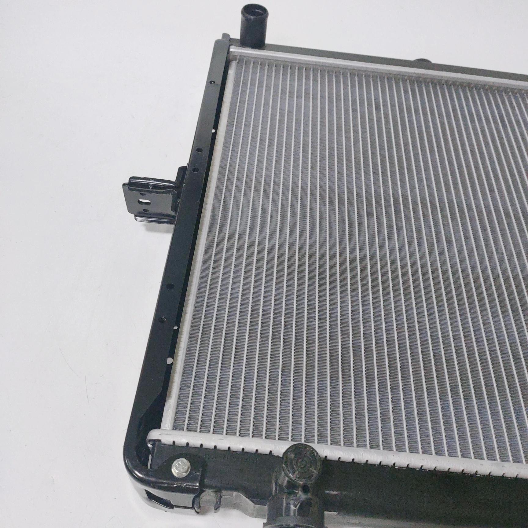 Aluminum Plastic Brazed Finned Tube Car Engine Radiator