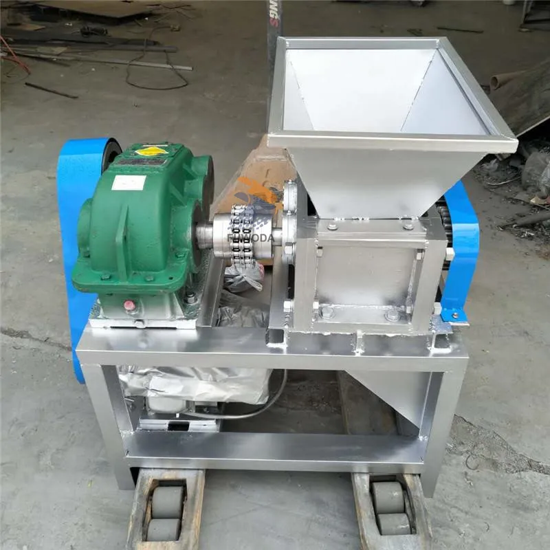 Small Plastic Shredder Machine Bottles Shredding Machine For Sale With ...
