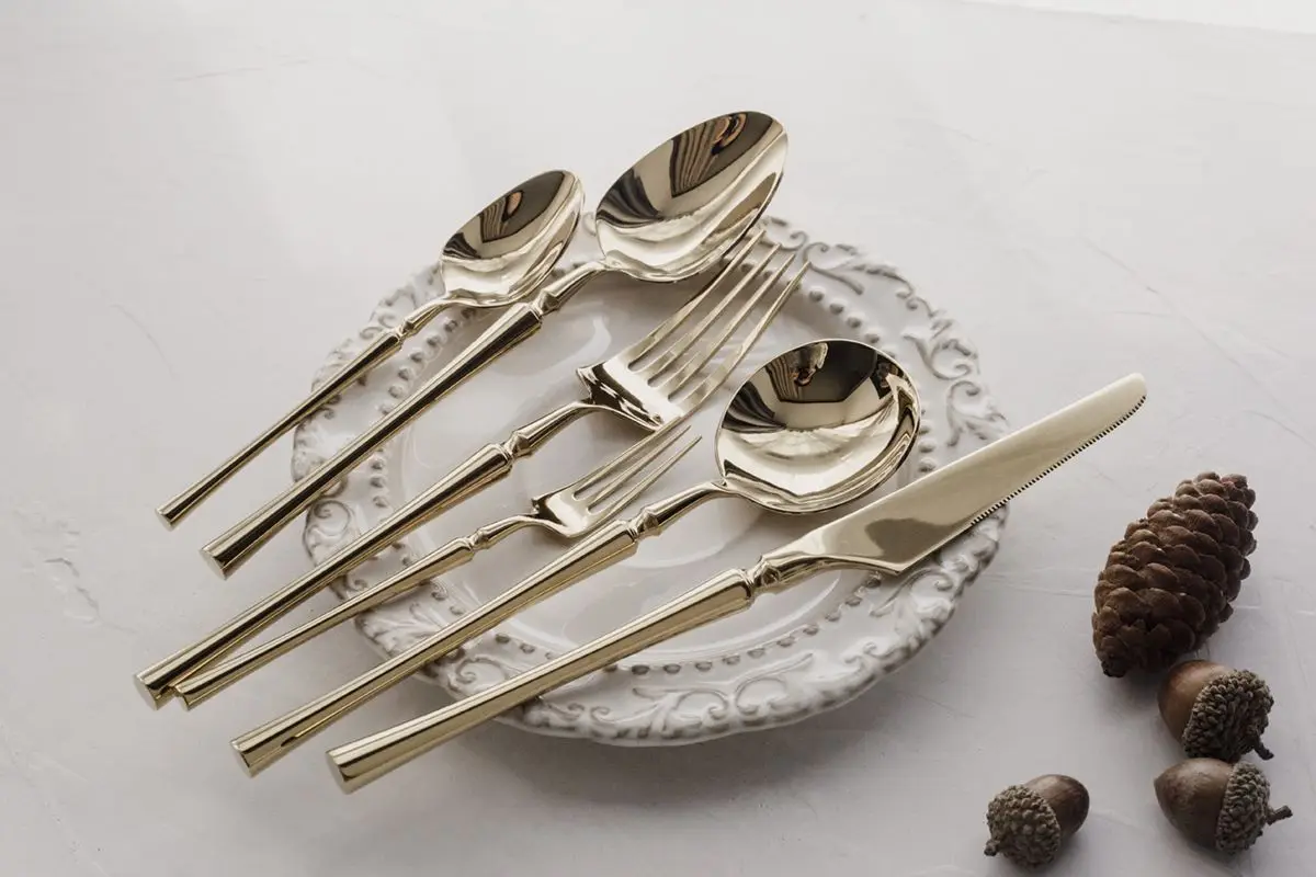 Gold Stainless Steel Cutlery Set - Luxury & Sustainability