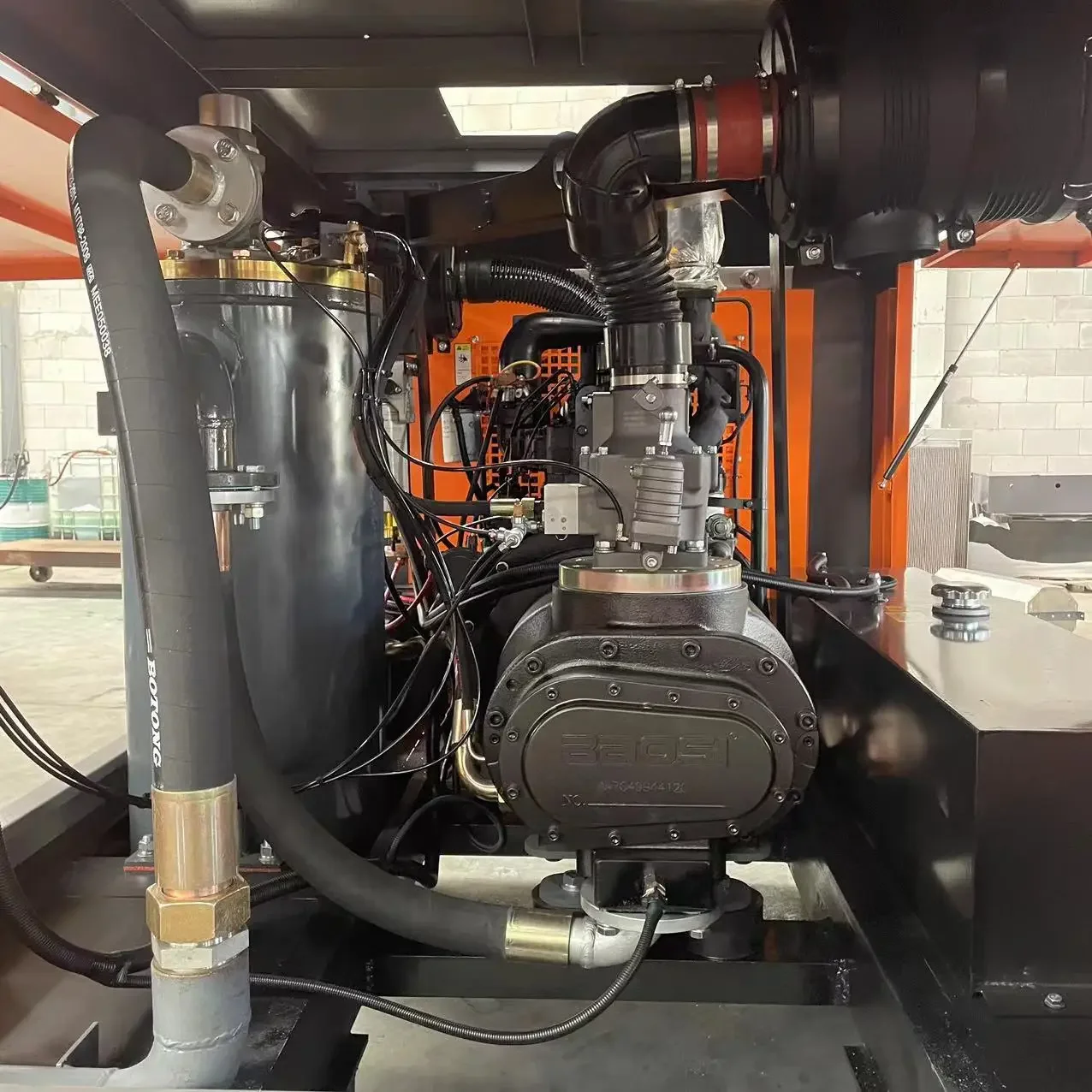 Portable Low-fuel Consumption Diesel 13 M3/min 10 Bar 110 Kw Drilling ...