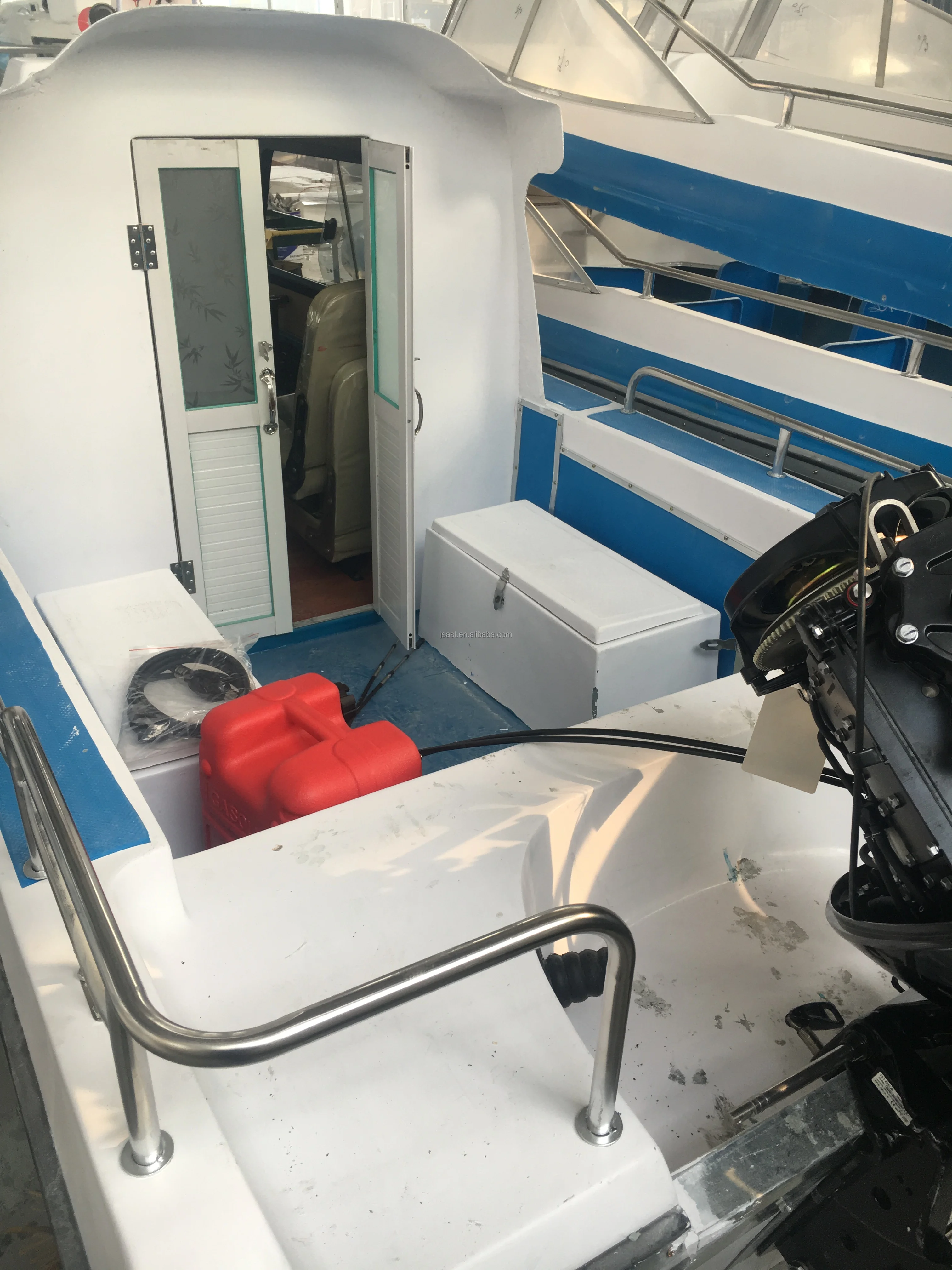 High Quality Fiberglass Fishing Boat from Chinese Factory