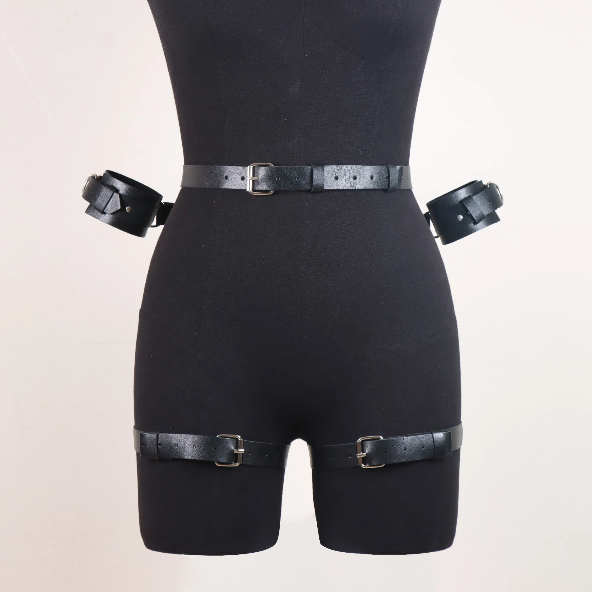 PU Leather Leg Garter Harness Set Rivet Thigh Harness Belt Black ...