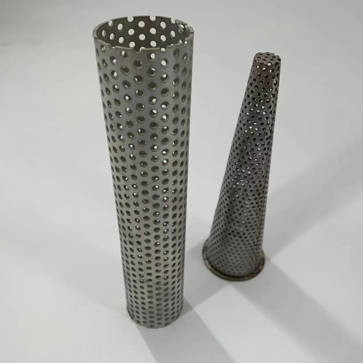 Stainless Steel Filter Mesh Perforated Pipe Tube For Automotive Exhaust ...
