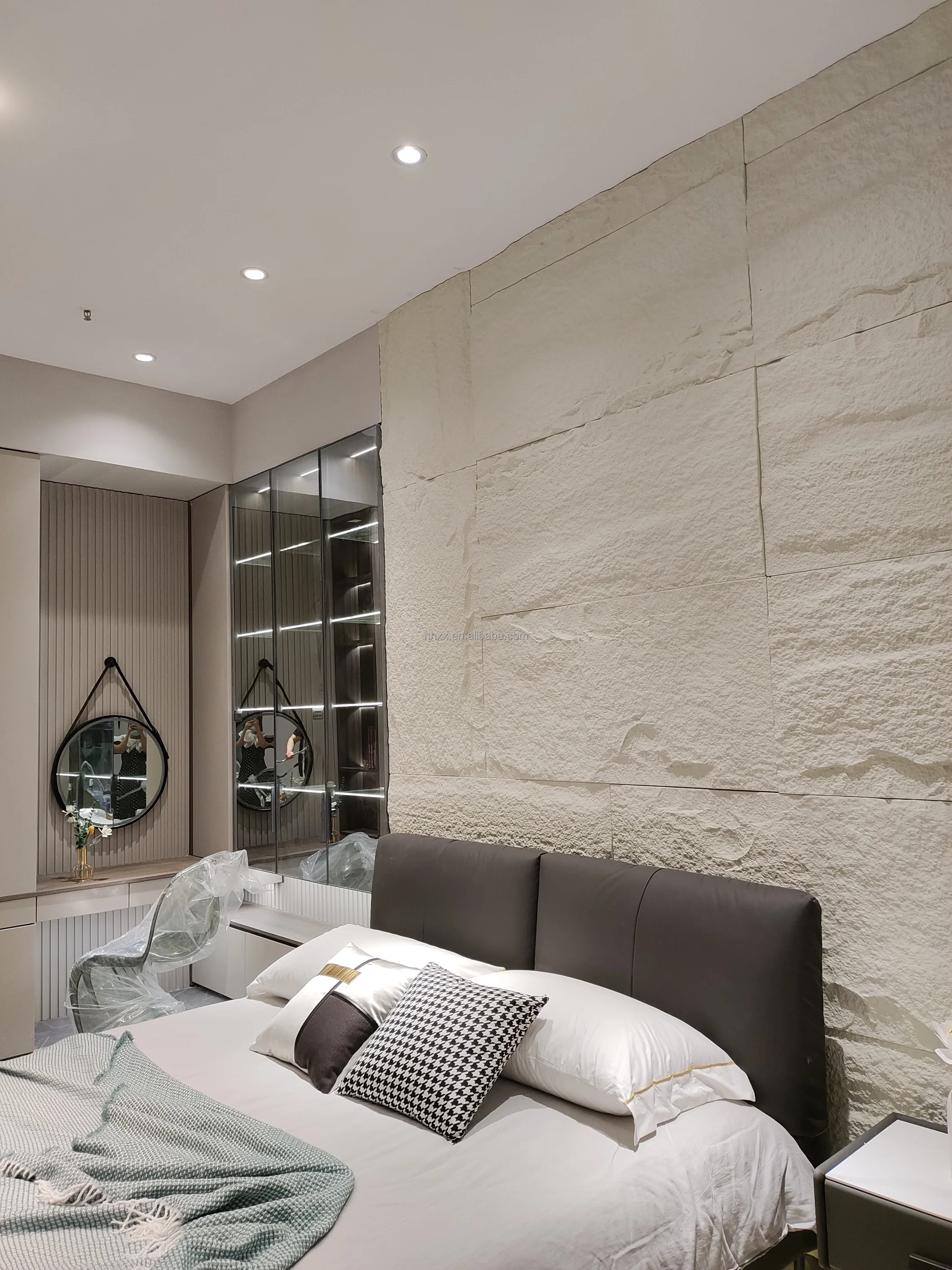 Free Sample Fast Construction Super Lightweight PU Stone Veneer