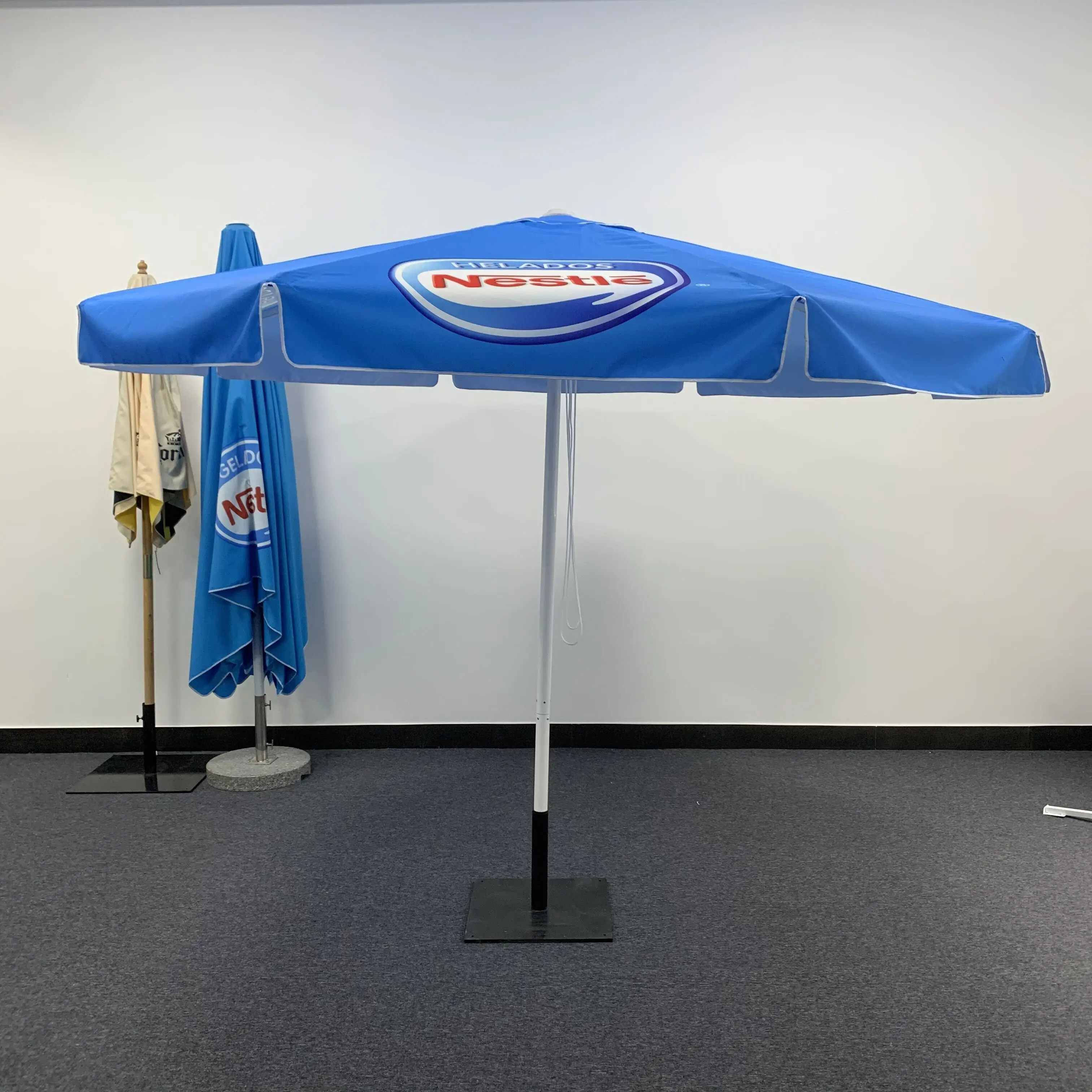 Customized Outdoor Parasols - Durable & UV Protection