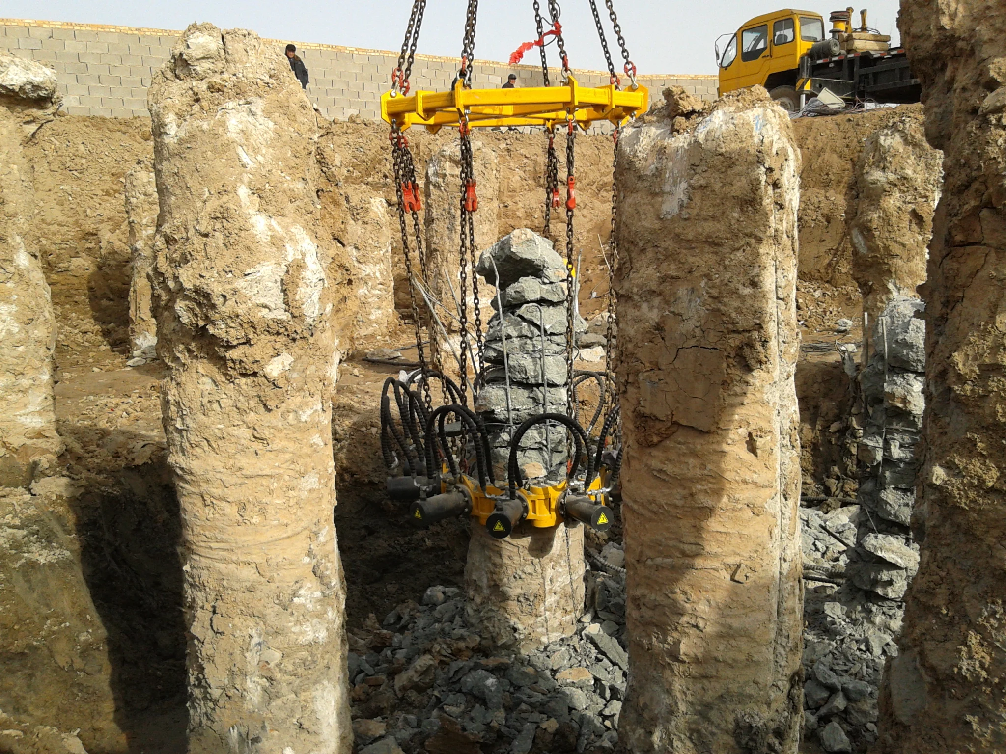 Civil Construction Tools KP380 Hydraulic Pile Breaker Head Concrete ...