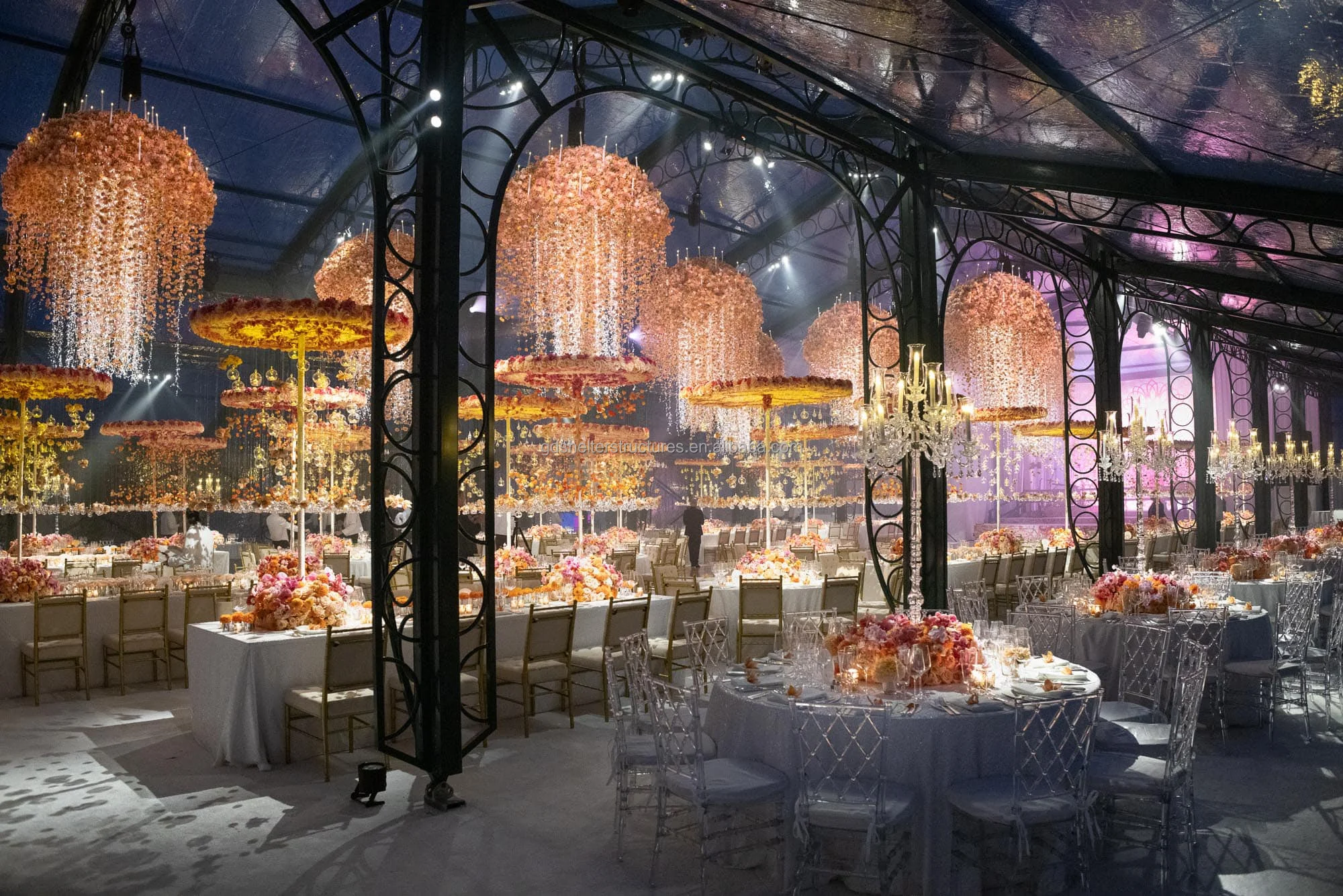 Customizable Glass See through Walls PVD Roof Black Frame