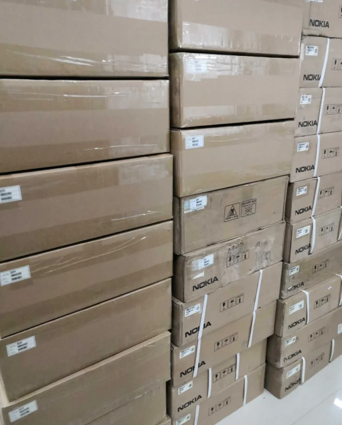 Base Station Rru/aau Nsn Azna 473914a Nsn Azna Fzhi Ahpf Frhf Frhg Frgt ...