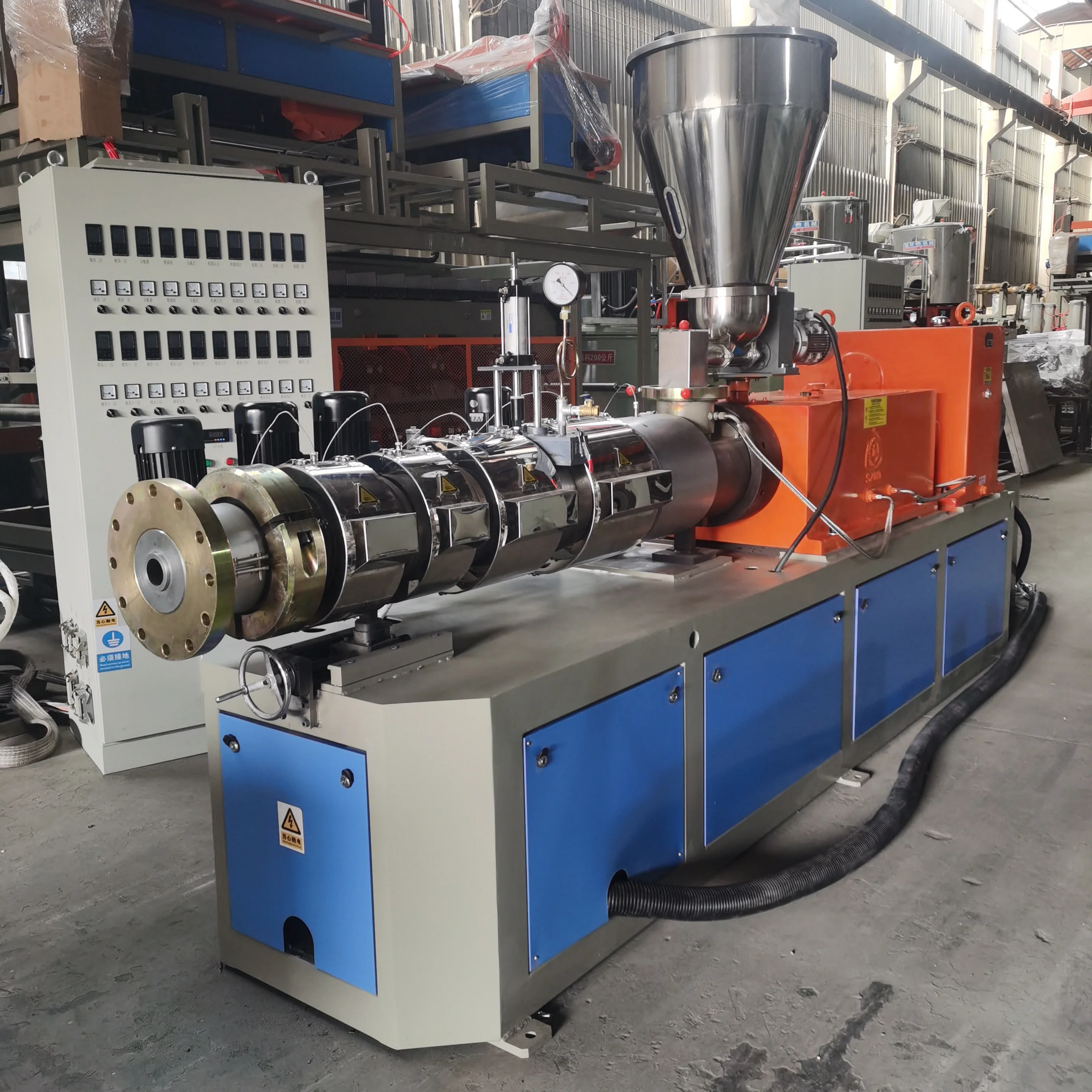 Plastic PVC/UPVC ASA Corrugated Wave/Glaze Roof Tile Extrusion Making ...