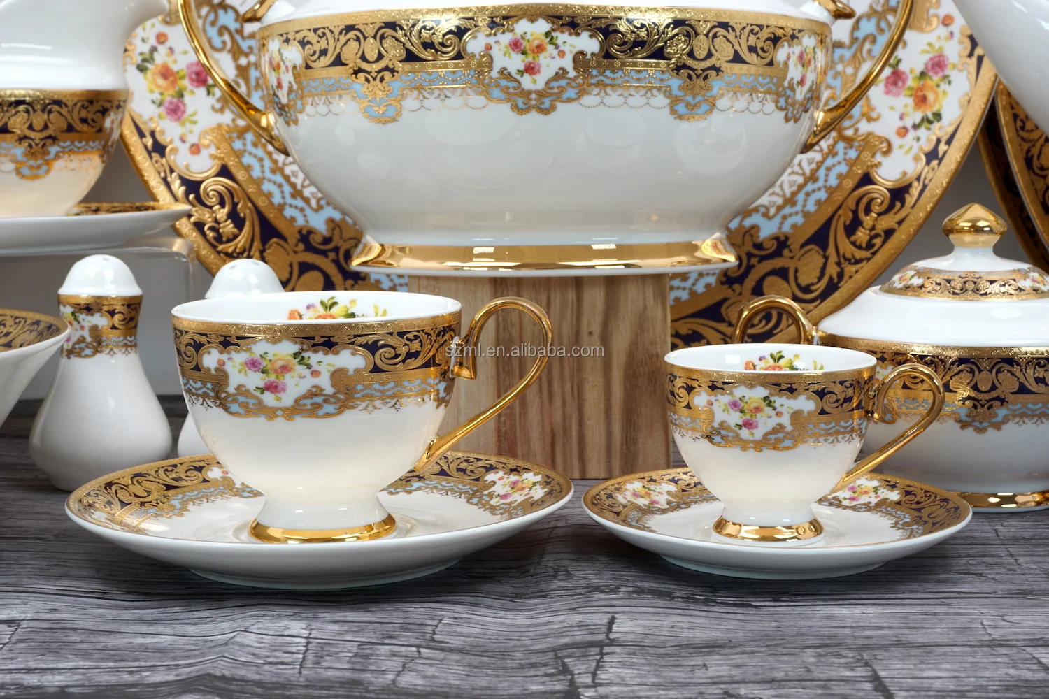 141pcs Embossed Gold Ceramic Dinnerware - Luxury Porcelain