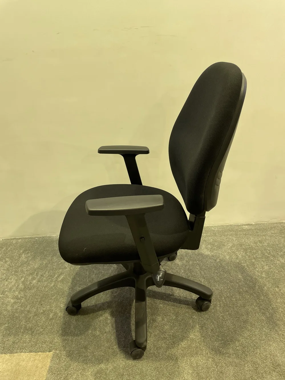 China Mid Back Multi Function Chair with Seat Slider Ratchet Back ...