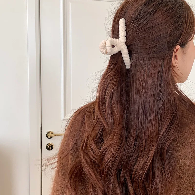 Elegant Woman Large 4.3inch Clamp Ponytail Furry Wrapped Hair Claws ...