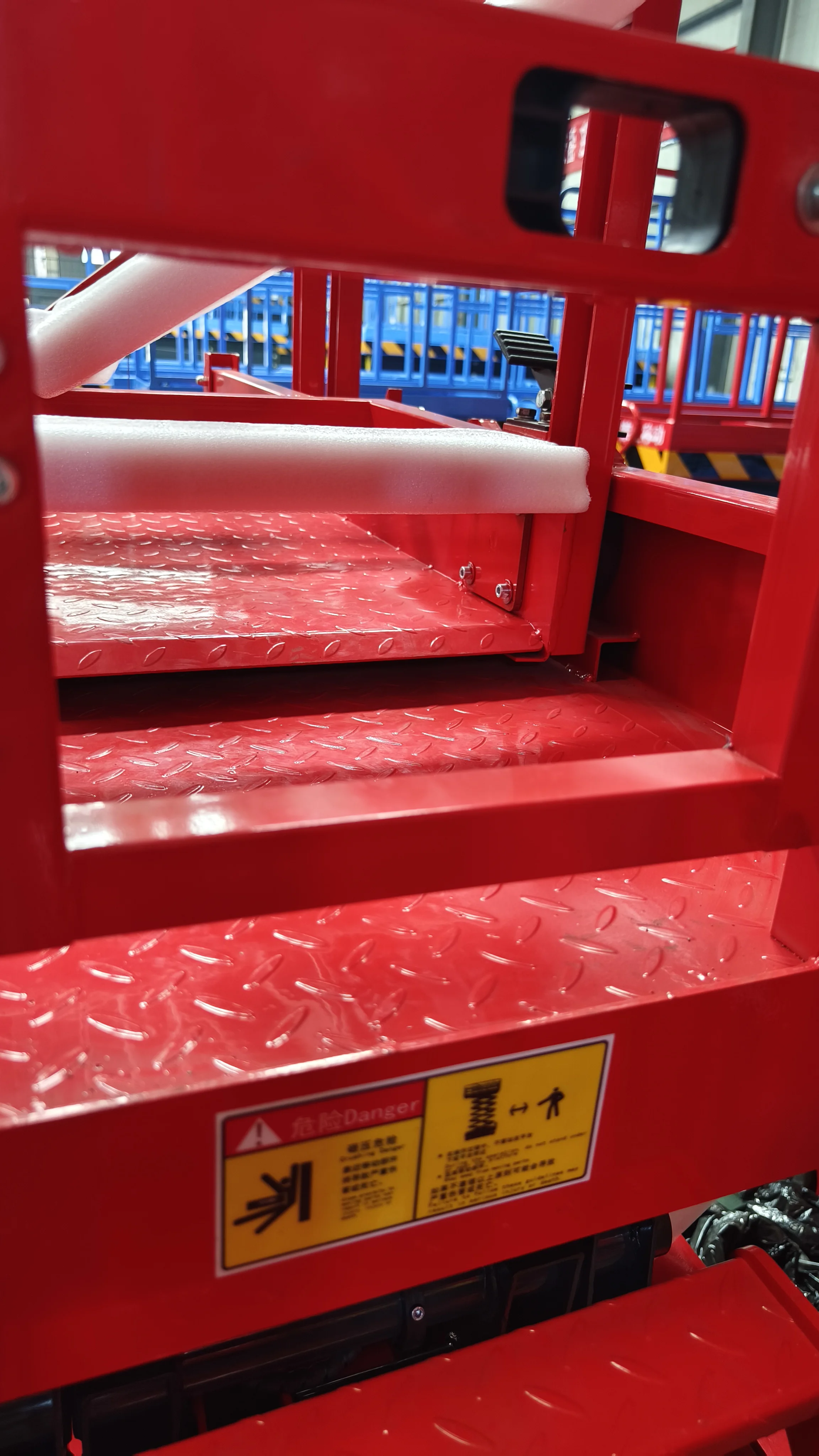 Indoor Aerial Lift Elevator 3m 5m Self Propelled Mini Scissor Lifts ...