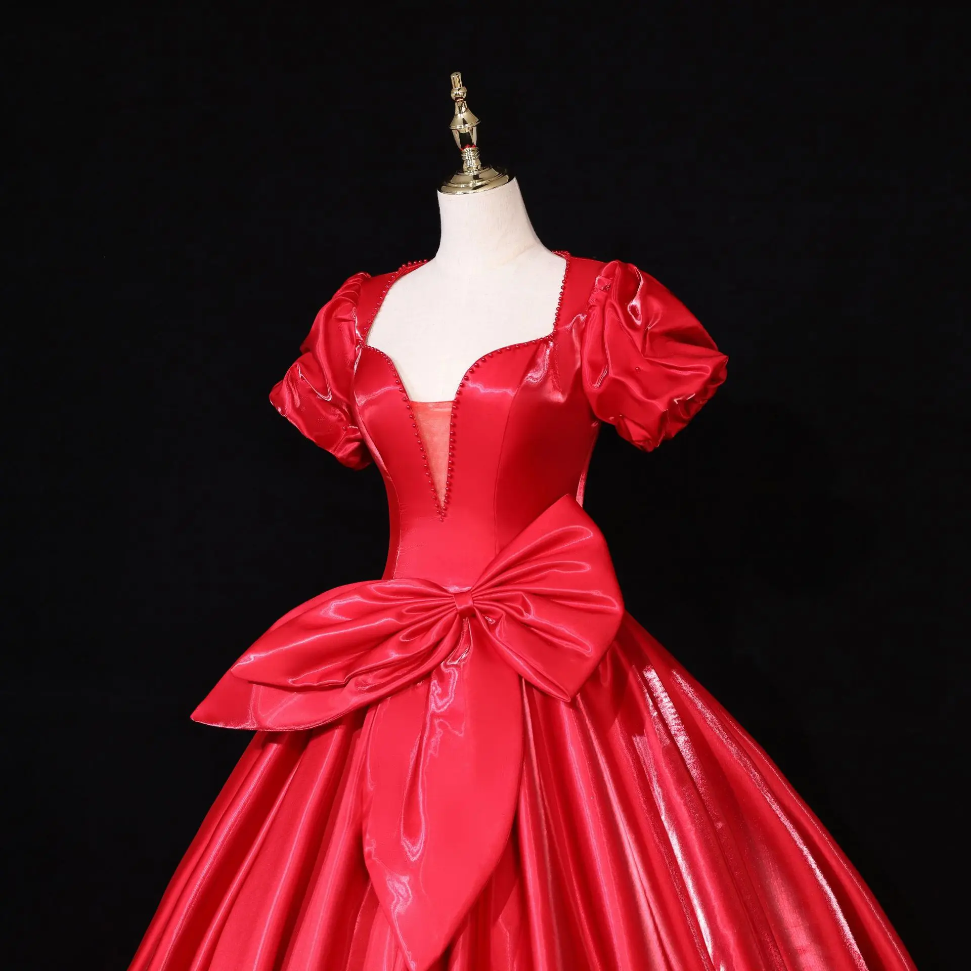 1633 Satin Short Sleeves Floor Length Evening Gowns Stage Performance ...