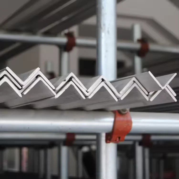 Hot Rolled L-Shaped Angle Bar 60x60x6mm for Building Structural Support ...