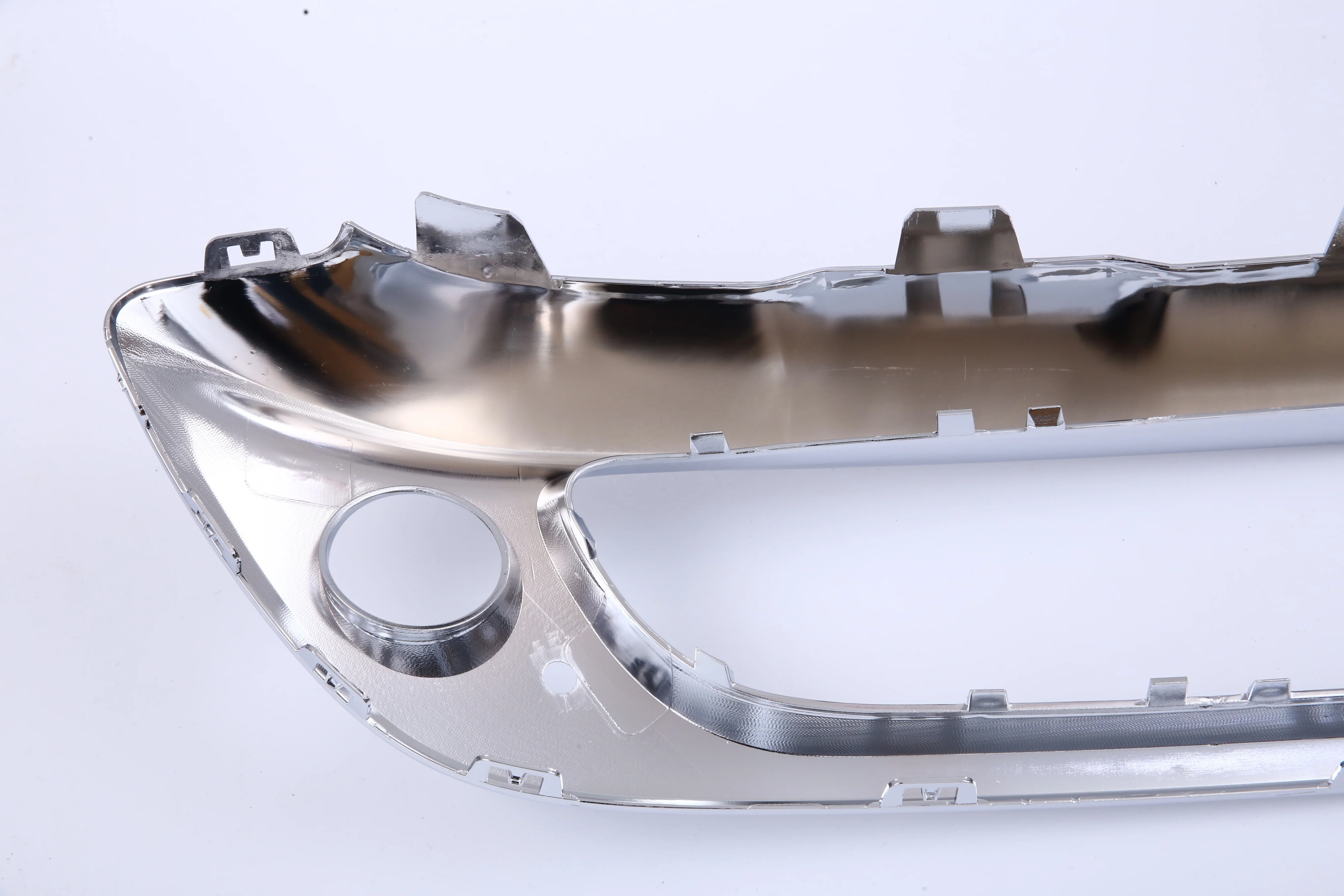 Mercedes-benz GLA CLASS - Electroplated Plastic Bumper Trim