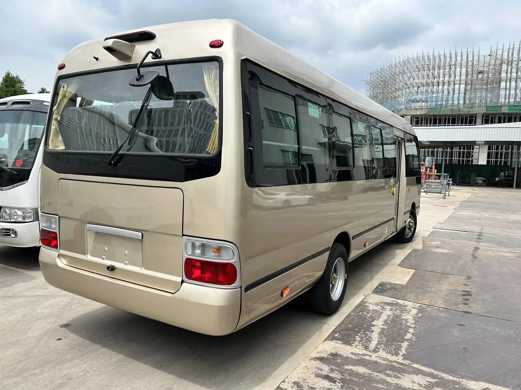 Japan Bus Coach Toyo Ta Coaster 30 Seats With Diesel Engine Leather ...