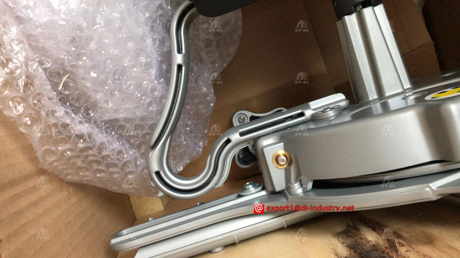 John Bean AC400 Touchless Alignment Wheel Clamps - Secure & Efficient