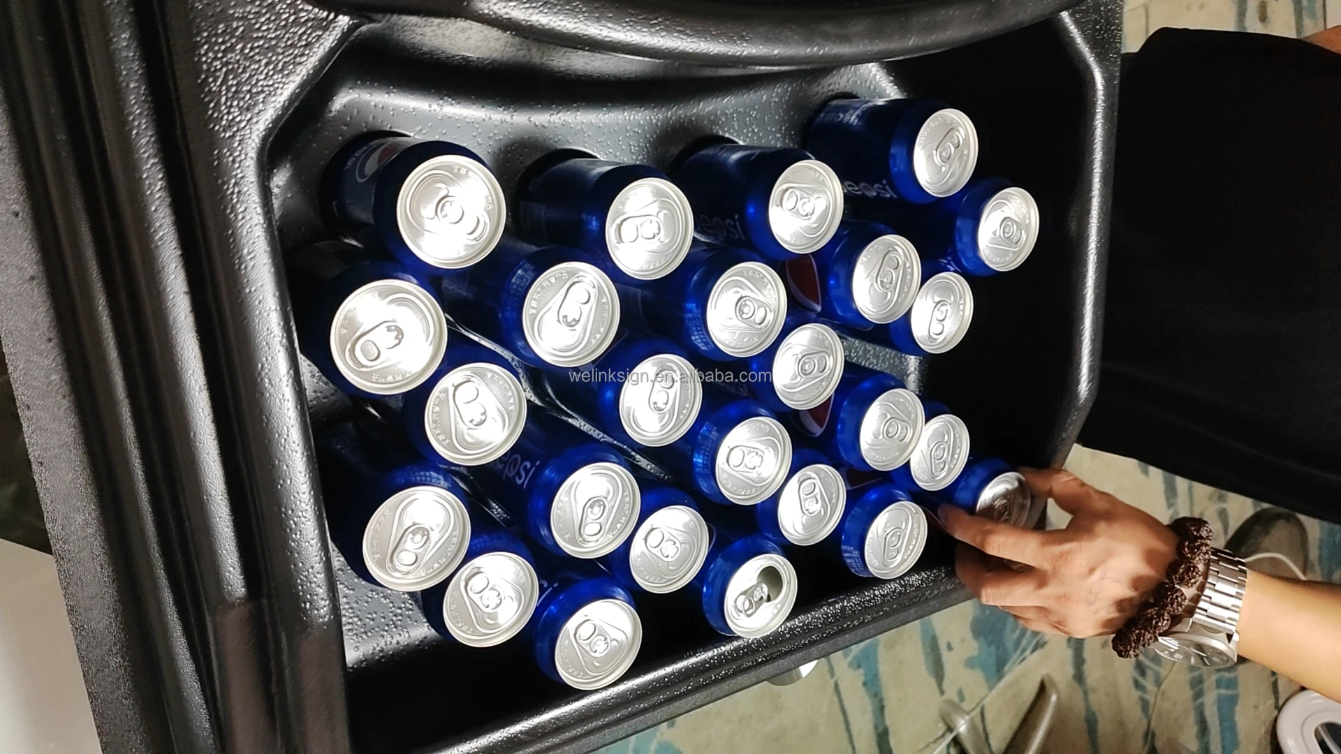 Plastic Hawker Vending Tray - Display Bag by FLOWVISUAL