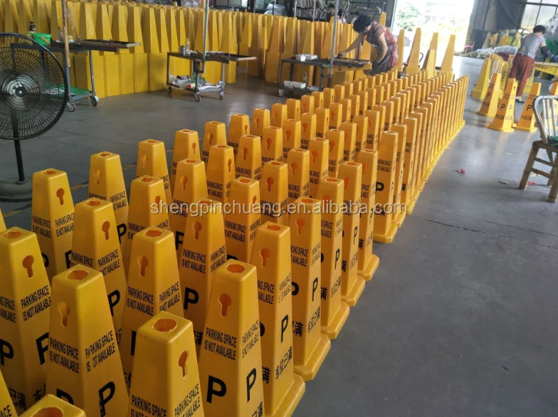 Wholesale Multi-color Plastic Pyramid Quadrate Warning Safety Signage ...