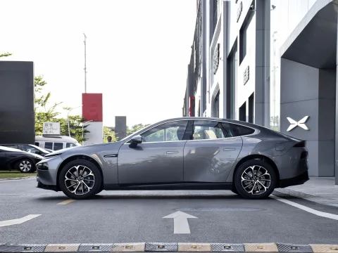 High Speed Pure Electric Car Made In China Electric Car P7 2022 586g New Energy Vehicle - Buy ...