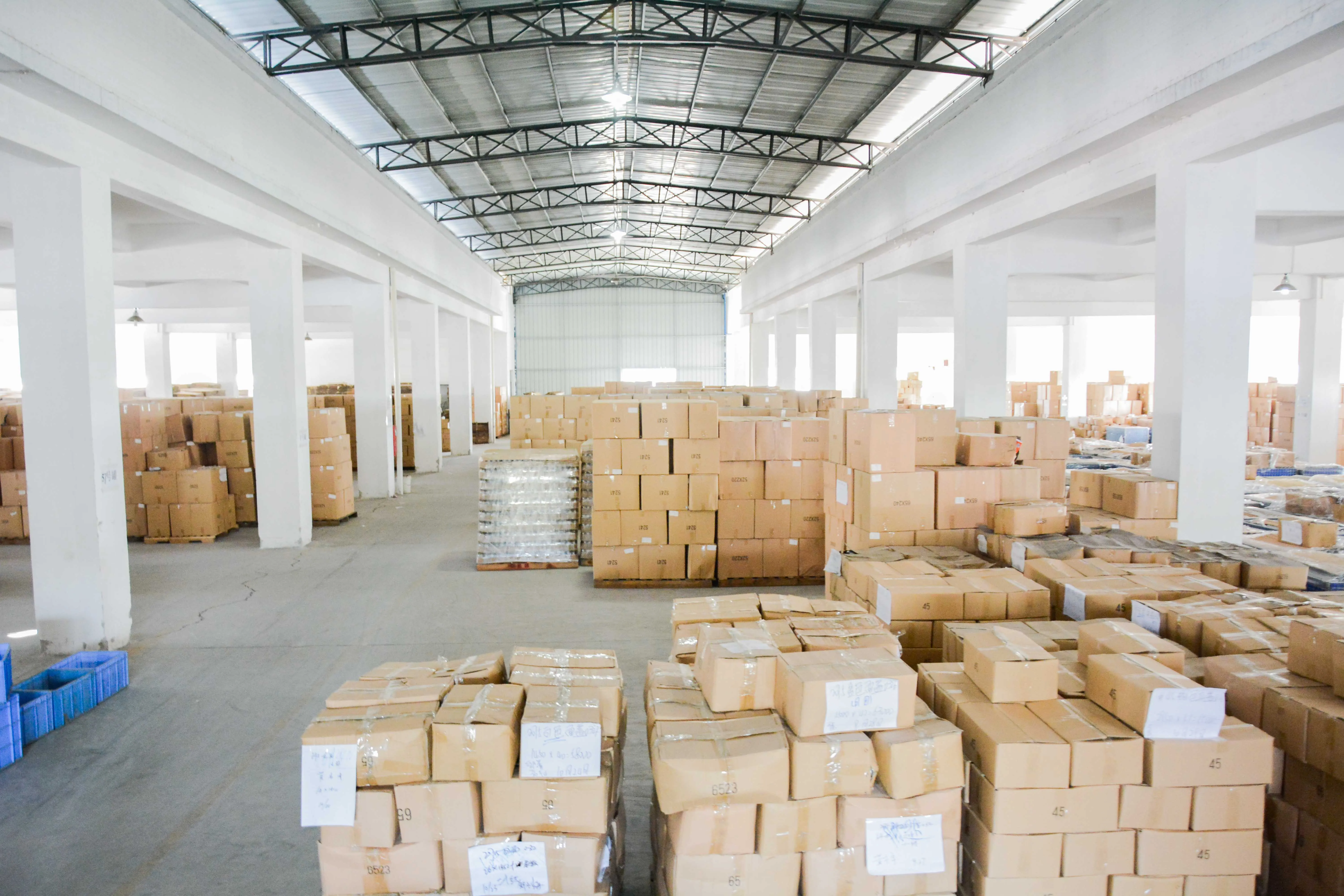 Wholesale Graffiti Tinplate Empty Metal Refillable Tin Refill Aerosol ...