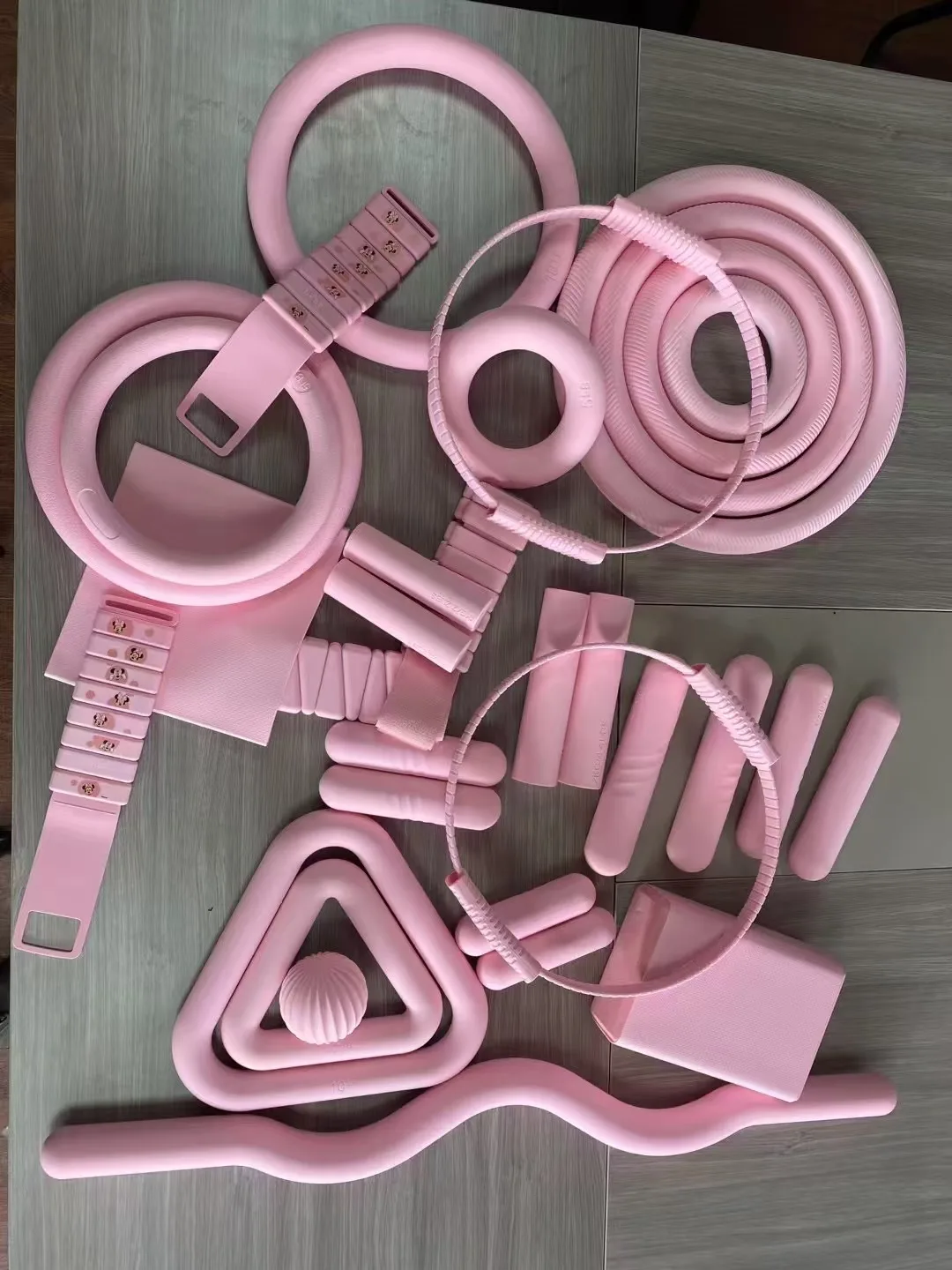 Customized Women Home Gym Pilates Set Silicone Dumbbell Pilates Ring ...