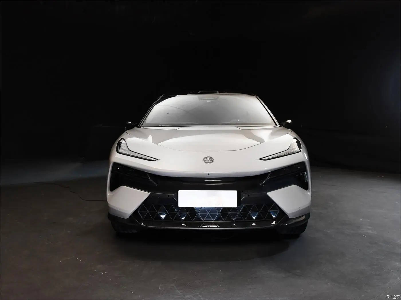 Luxury Electric Car Lotus Nyo Eletre S+ 4wd Super Luxury Sports Car Suv ...