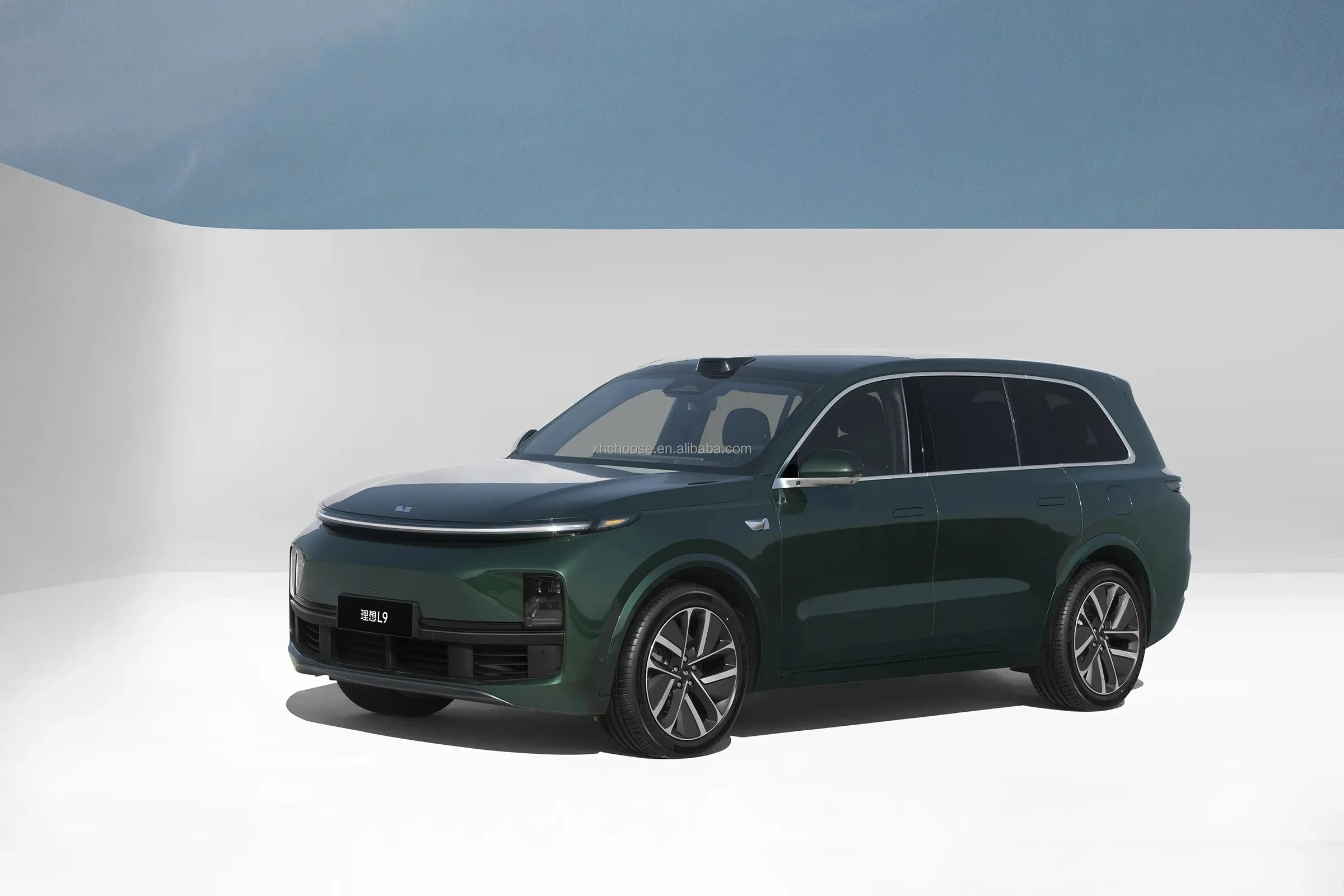 Li Auto L6 Hybrid EV SUV - Luxury and Efficiency Redefined