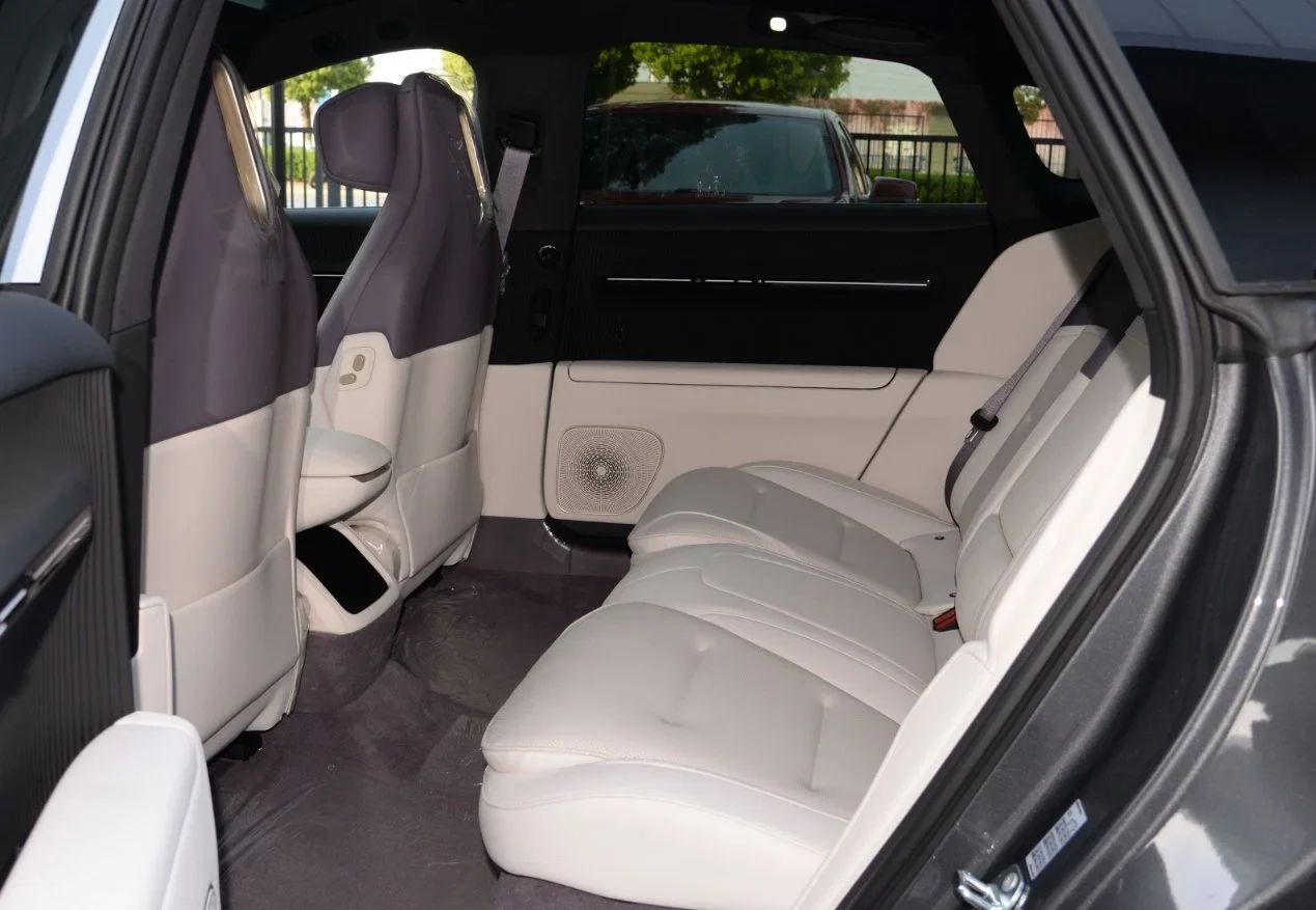 215 Km/H Maximum Speed Avatr12 Electric Car High-Performance Medium and ...