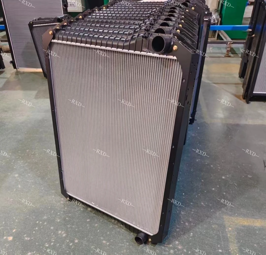 Aluminum Radiator with Plastic Water Tank for HINO Trucks