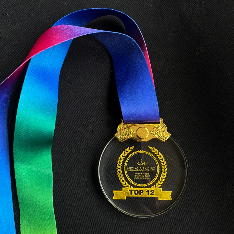 Personalized Crystal Glass Shaped Medallion Medal Mh-nj0205 - Buy Medal ...