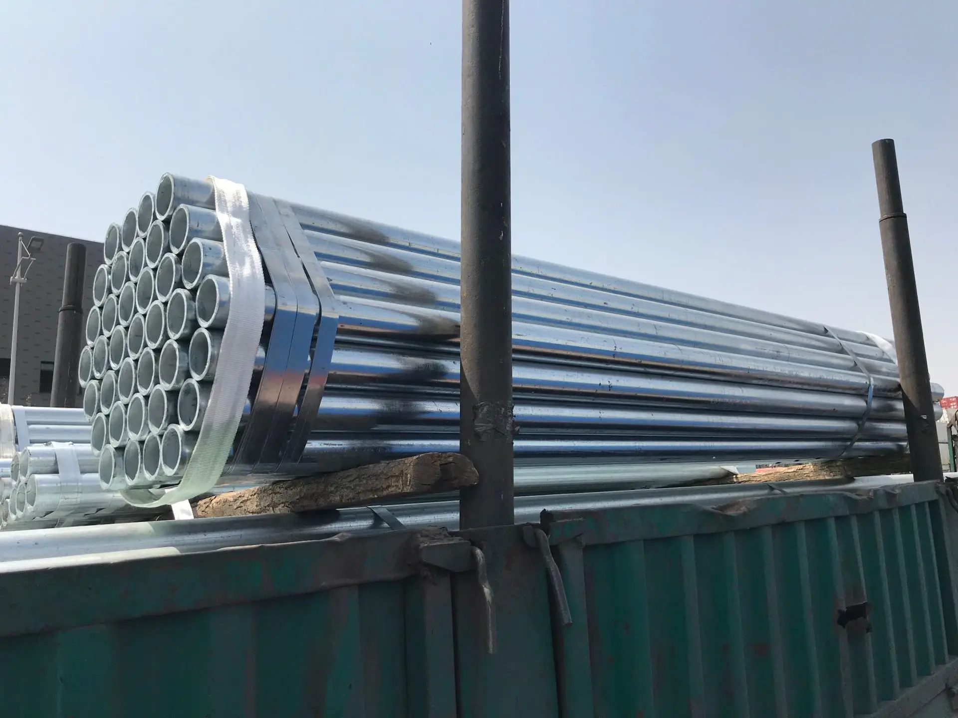 Sch40 Welded Black Iron Welded Carbon Steel Pipe Carbon Steel Tube ...