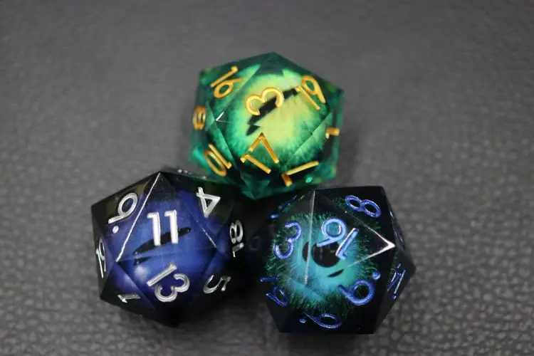 Shop Our Factory Price Liquid Core Cat Eye 20D Dice for DND