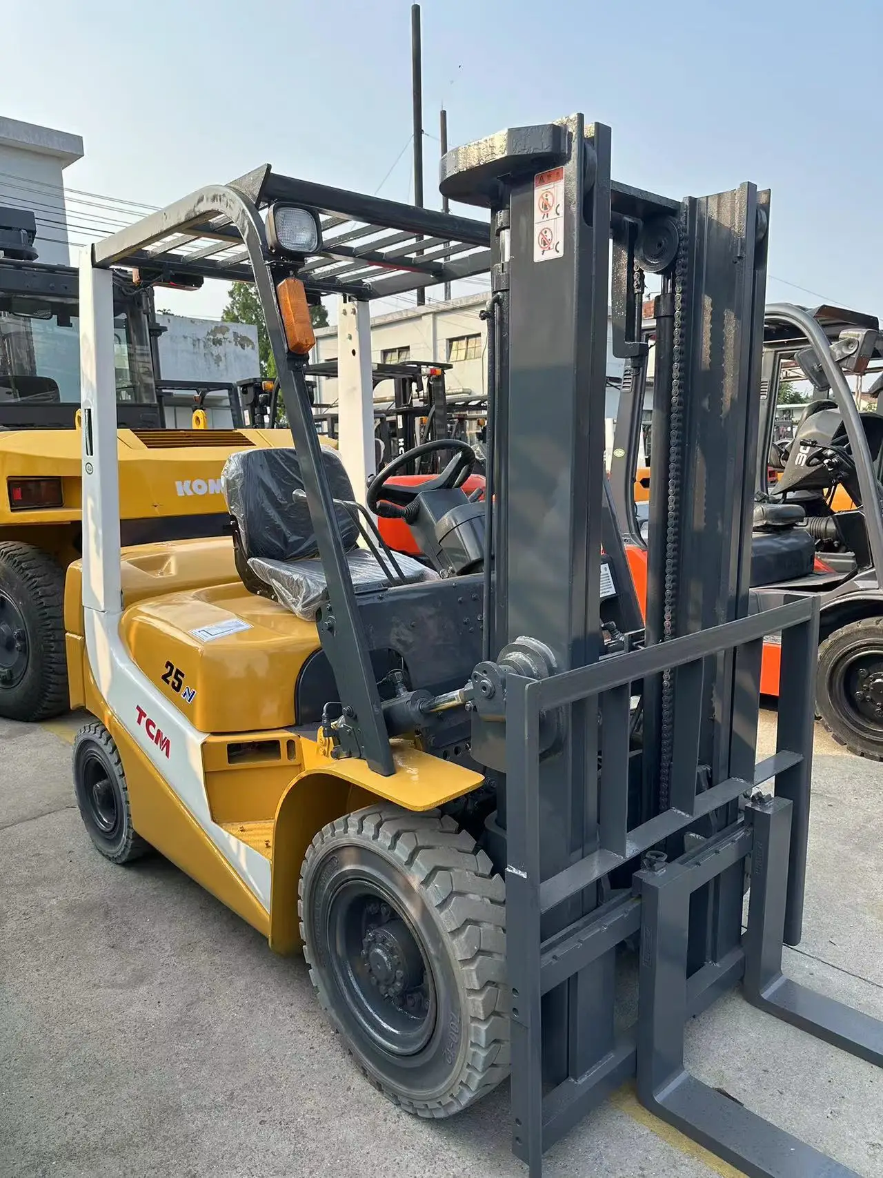 Famous Brand Tcm Fd25 Truck Forklift In Great State On Sale Used Tcm ...