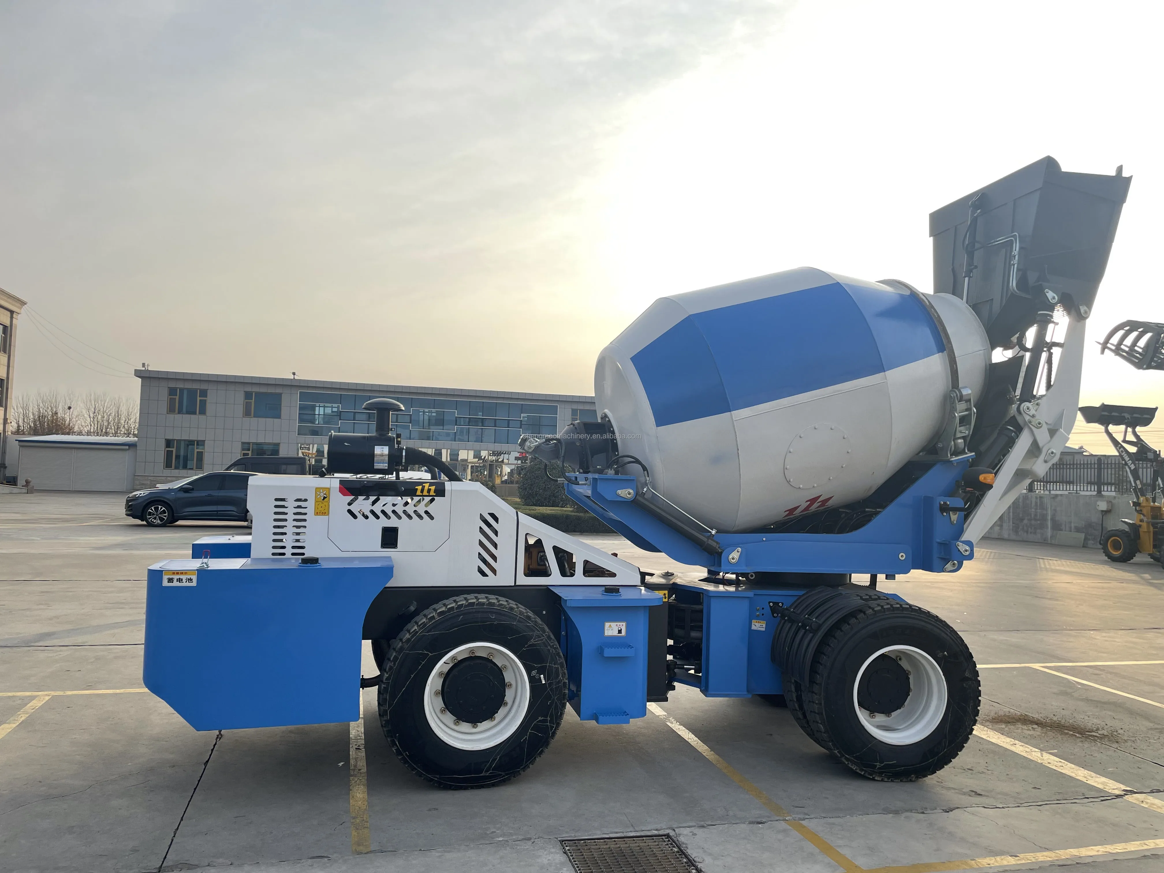 High Efficiency Concrete Drum Mixer Truck - 2.6m3 & 3cbm
