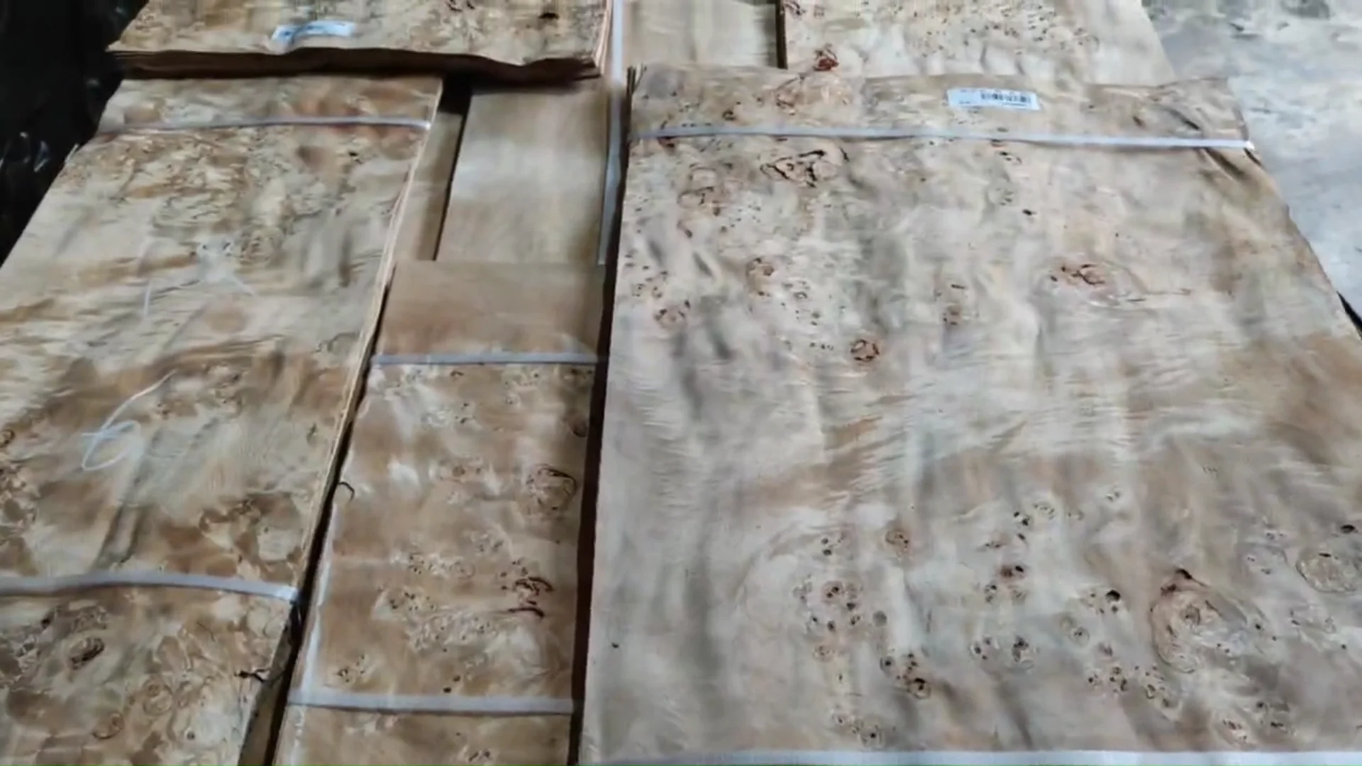 Factory Customized Natural Solid Mappa Burl Veneer Wood Sheets 0.3mm 0 ...