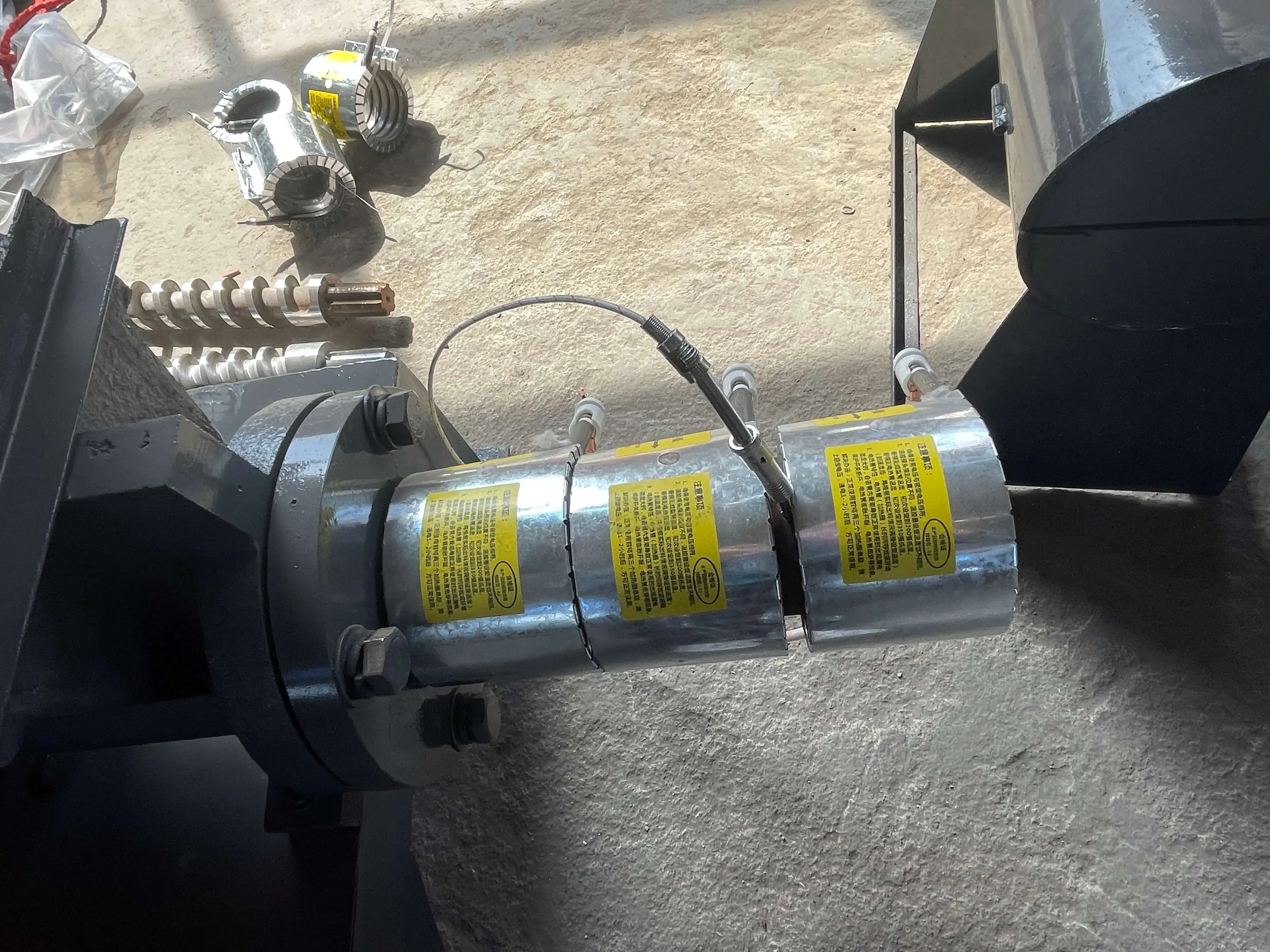 Small Corn Stalk Saw Dust Coffee Waste Coal Straw Rice Husk Wood ...