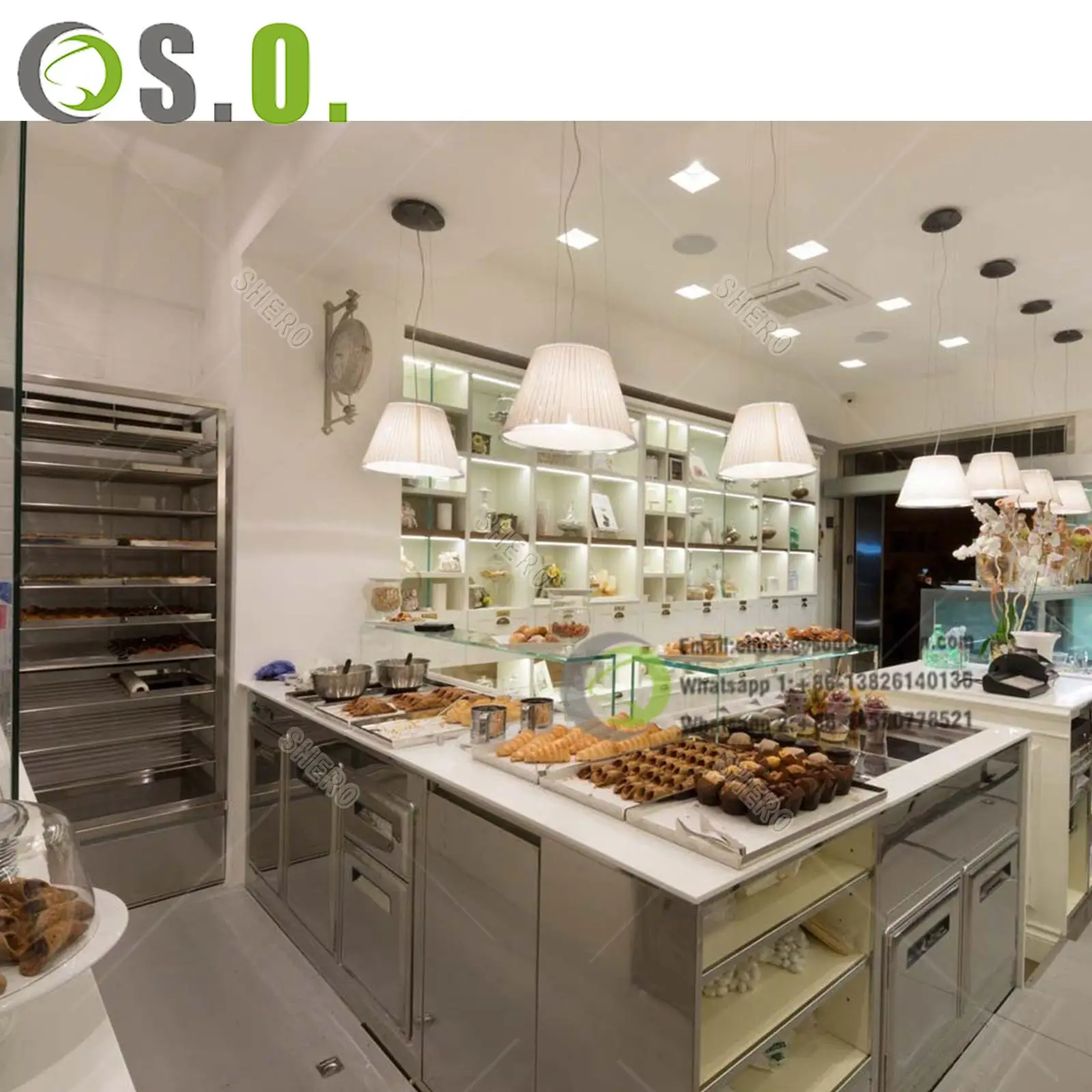 Modern Coffee Shop Interior Design Glass Display Cabinet Fancy Shop ...