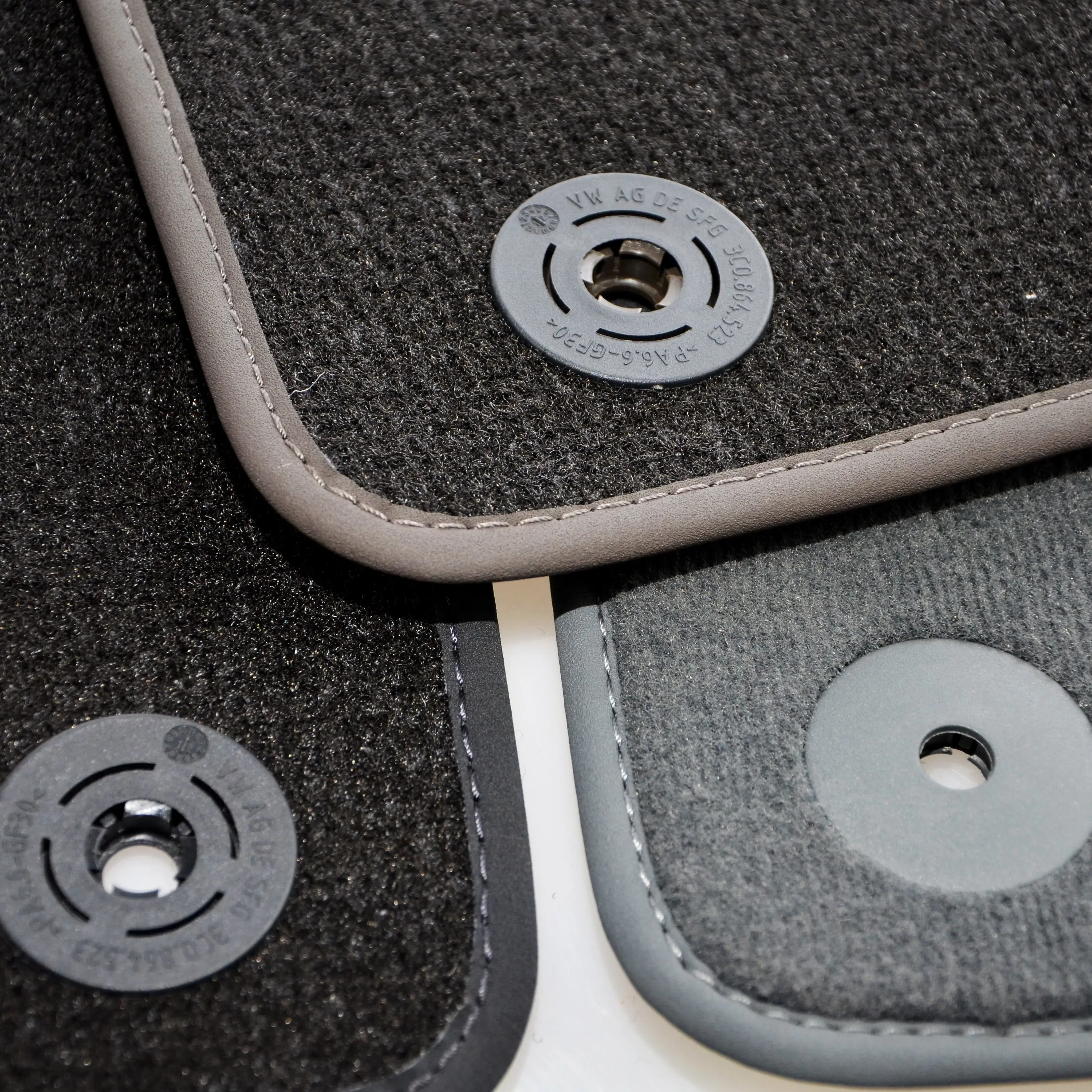 Needle Punch Velour Pile With Pvc Spike Backing Roll Plush Pile Car ...