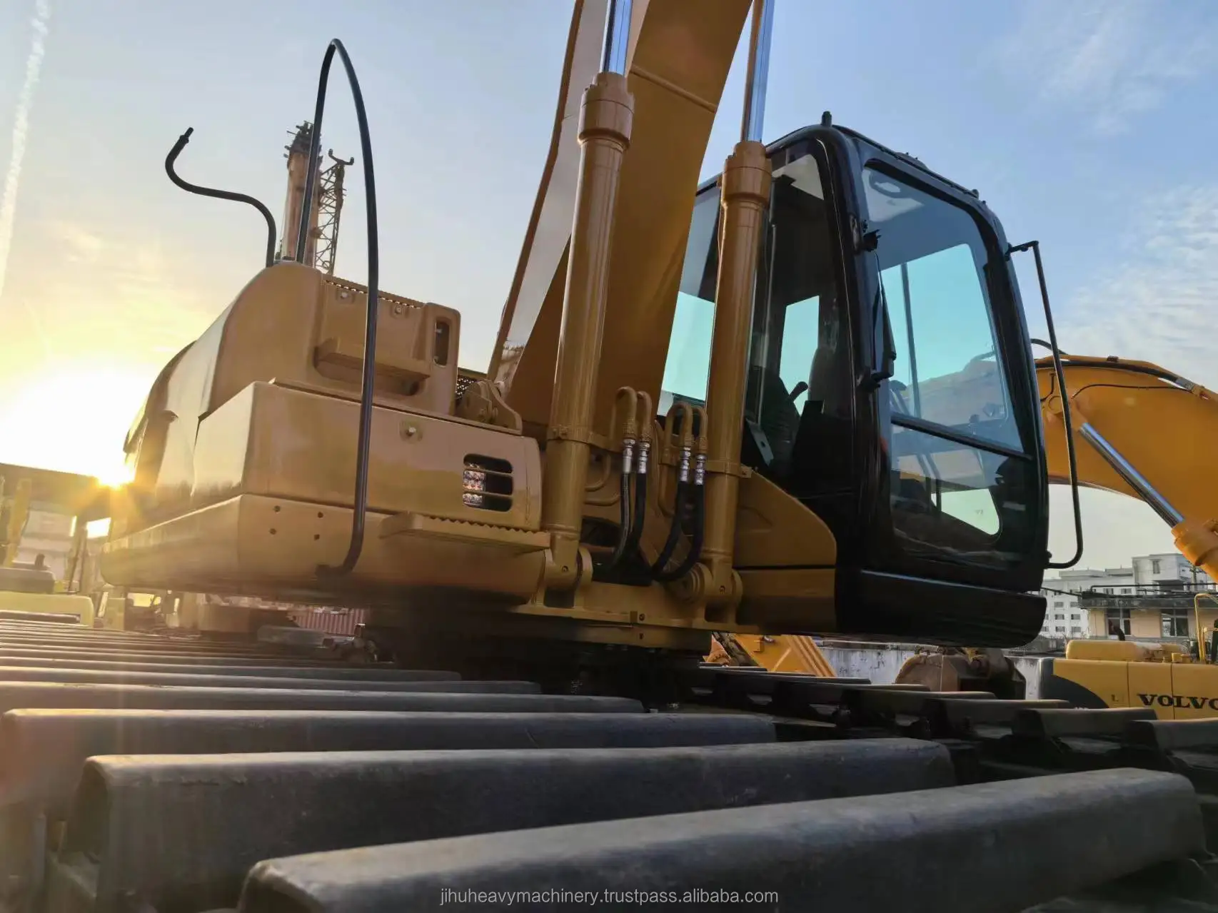 Floating Pontoon Undercarriage Dredge Used Hydraulic Amphibious Swamp ...
