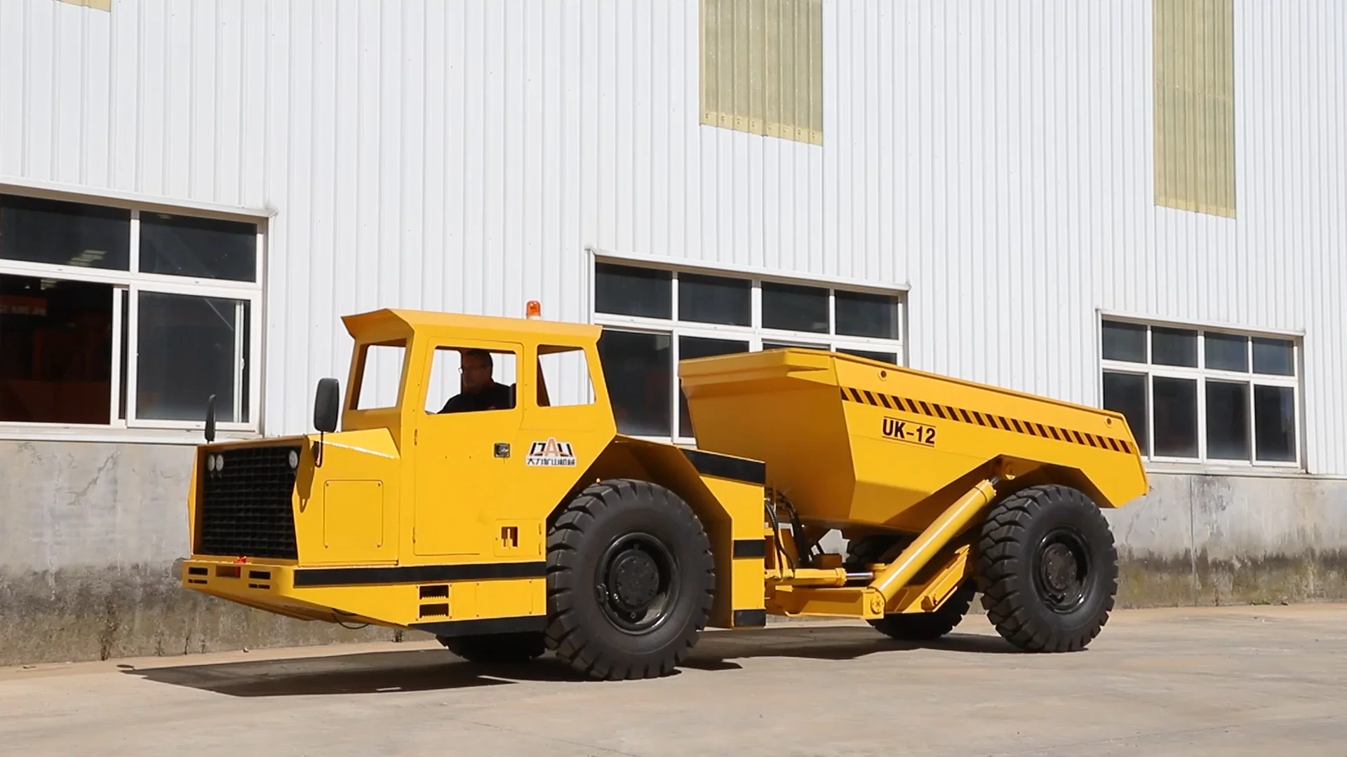 Underground Low Profile Dump Truck Uk-12 Underground Mine Dumper - Buy ...