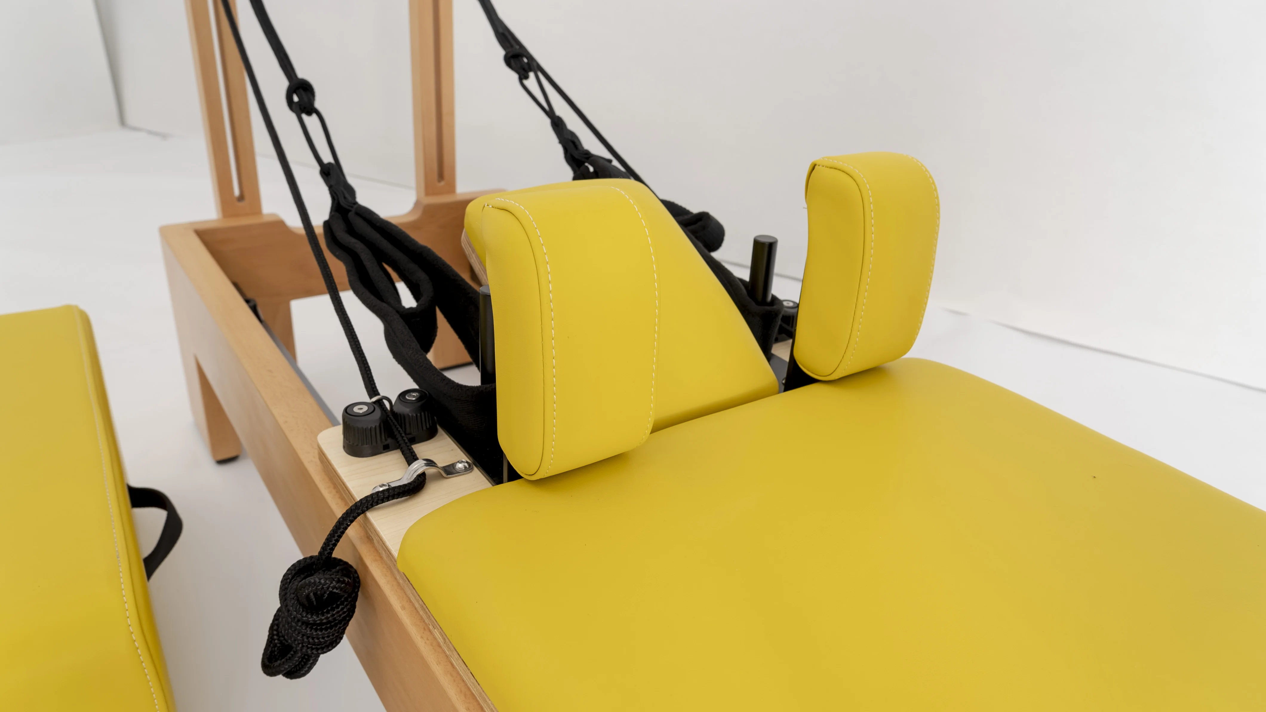 Mini Pilates Reformer for Kids Fitness & Exercise - OEM