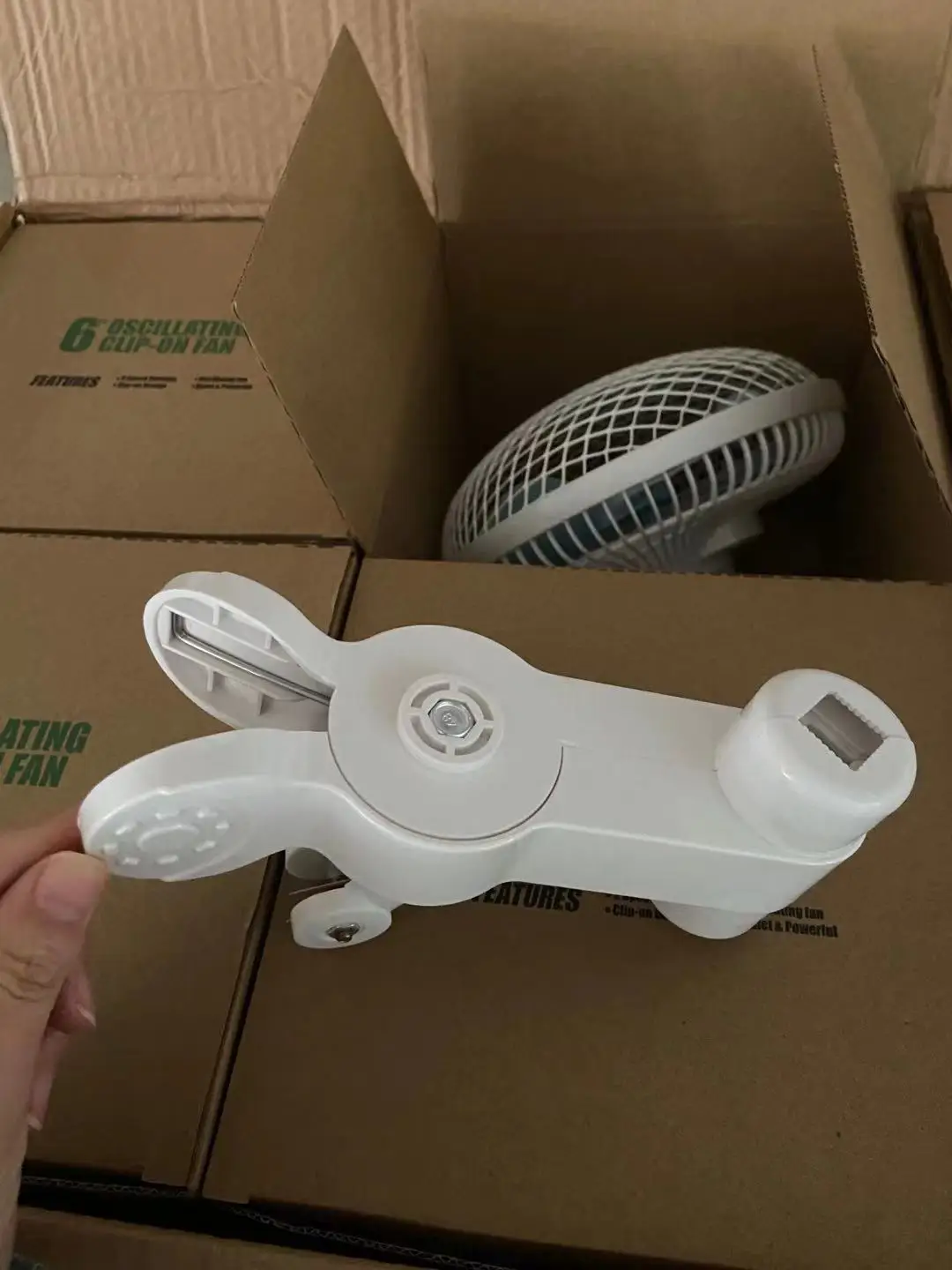 6 Inch Clip Fan - Mini Oscillating Grip Clip Fan for Grow Room