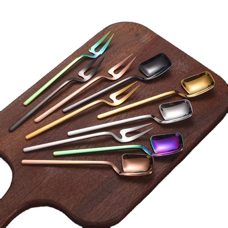 Royal Unique Design Elegant Golden Cutlery Luxury Kitchen Flatware ...