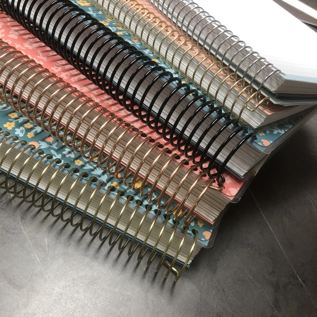 Spiral Binding Hot Sale A4 Size 48rings 4:1 Pitch Notebook Binding ...